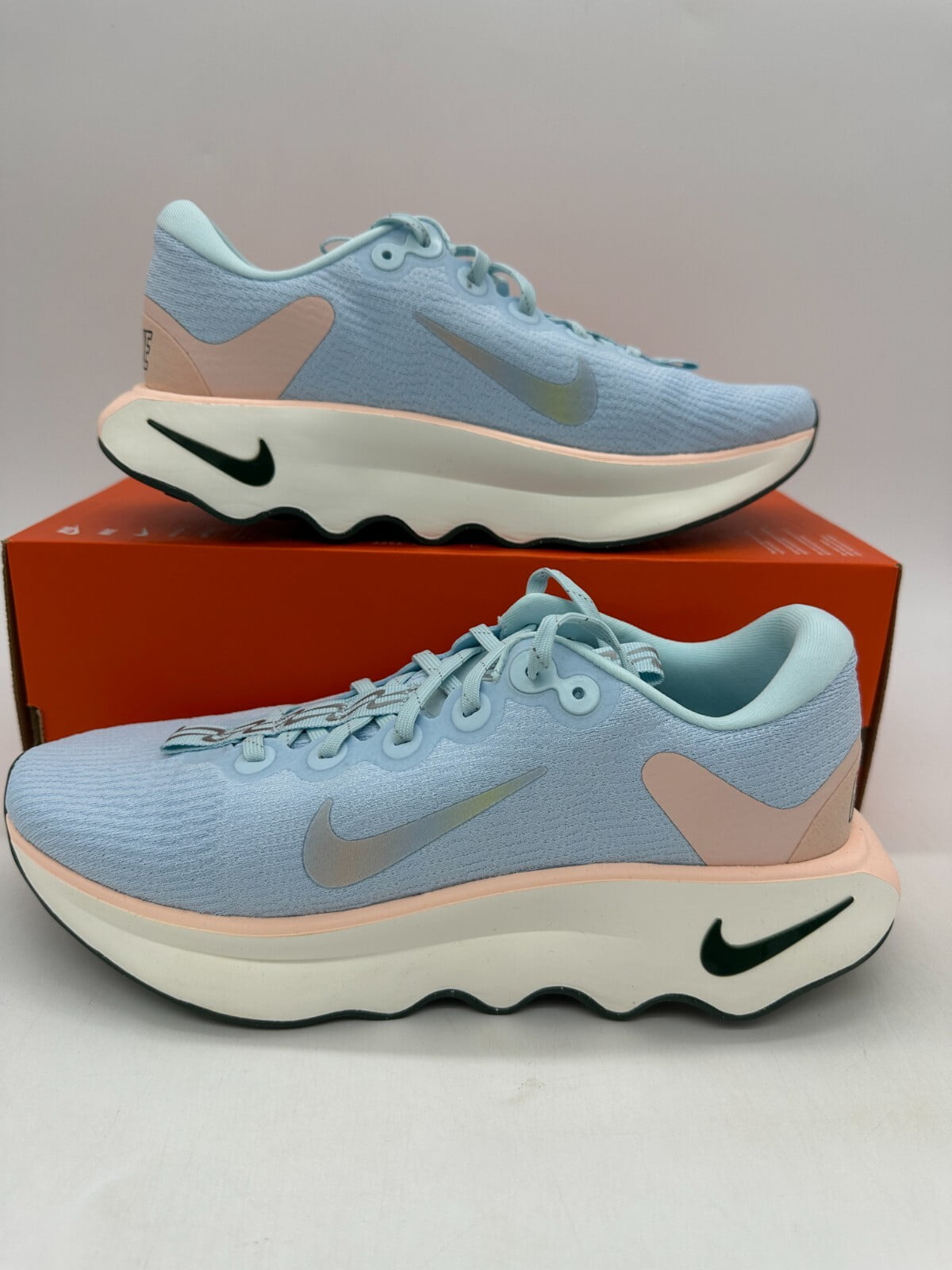 Nike Motiva Women's Size 5 Glacier Blue Sail Running Athletic Shoes ...