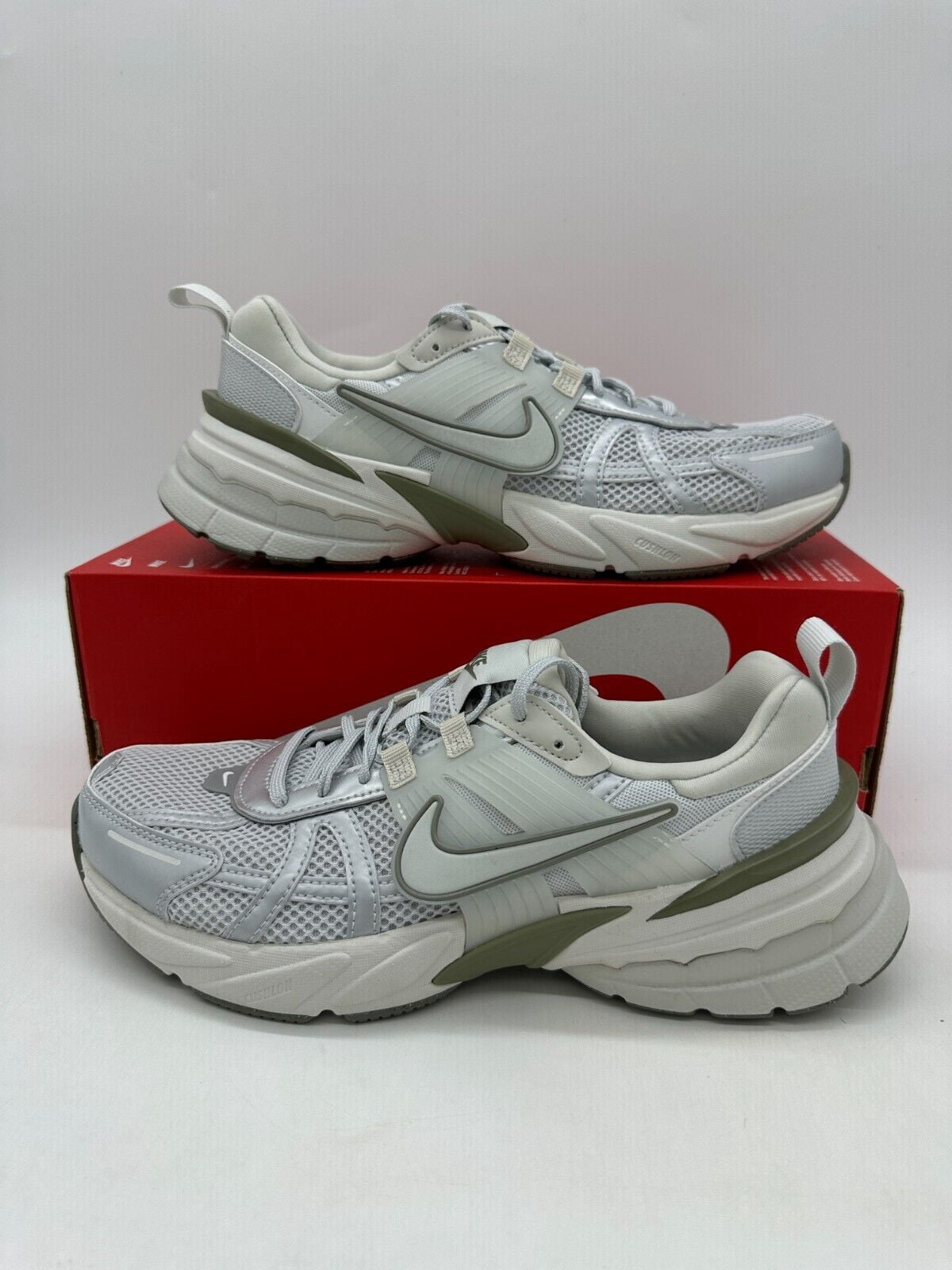 Nike V2K Run Women's Size 11.5 Grey Green Running Athletic Shoes FD0736 ...