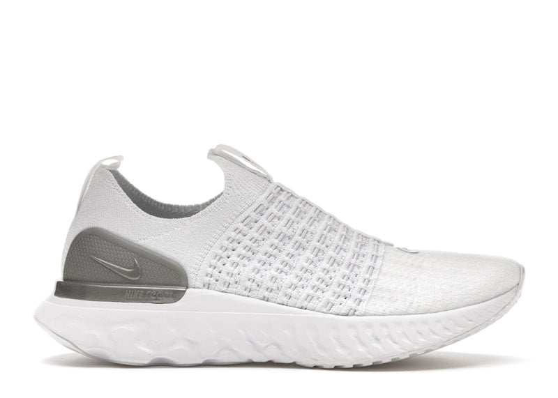Nike Women's React Phantom Run Flyknit 2 White Pure Platinum Running ...