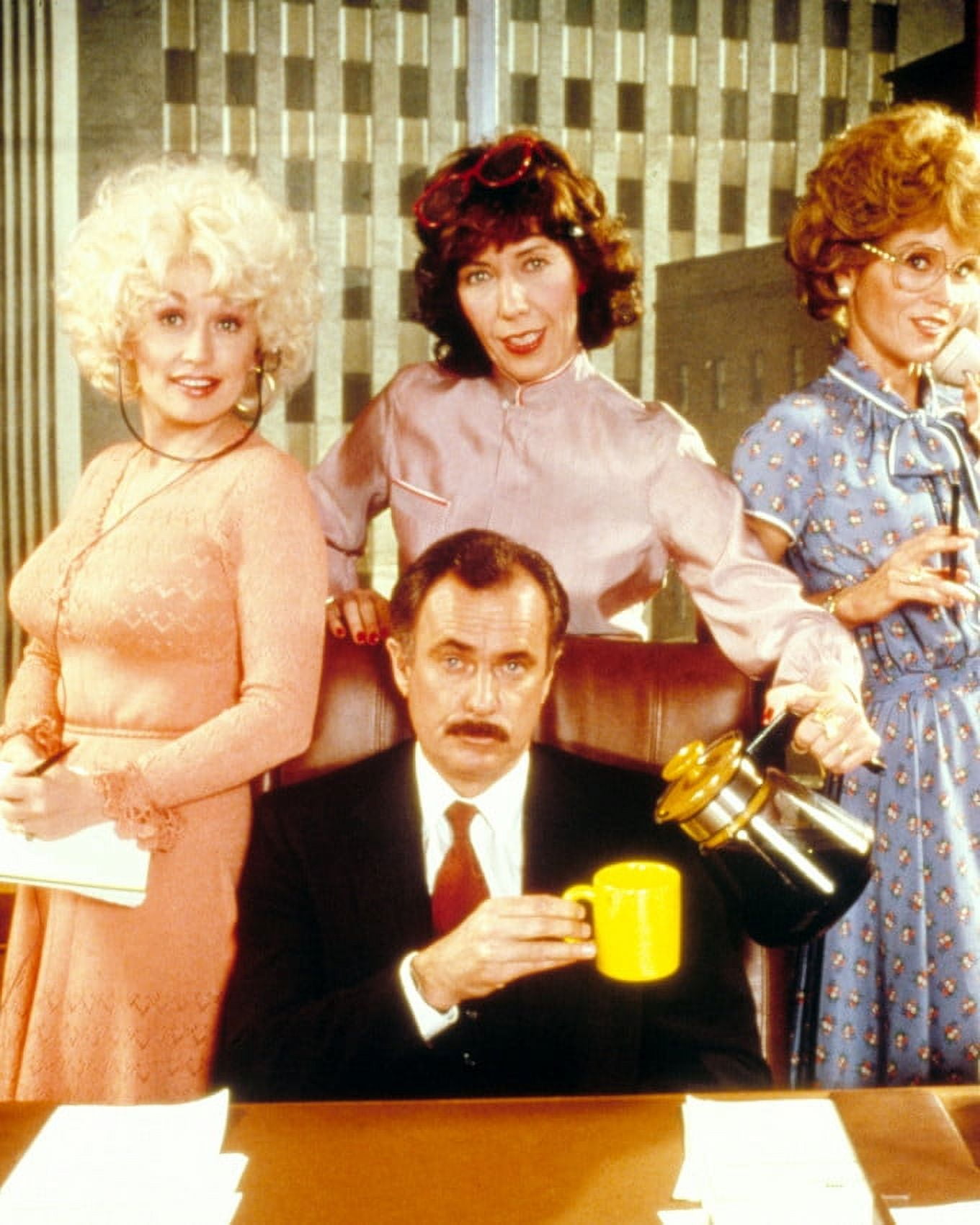 Nine To Five Featuring Jane Fonda, Lily Tomlin, D. Parton, Dabney ...