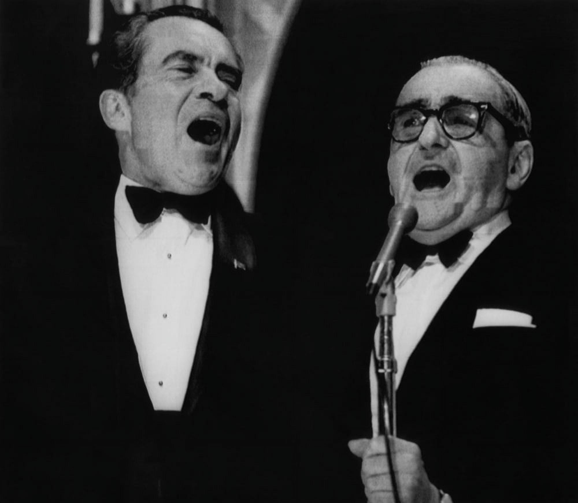 Nixon Presidency. Us President Richard Nixon Singing 'God Bless America ...