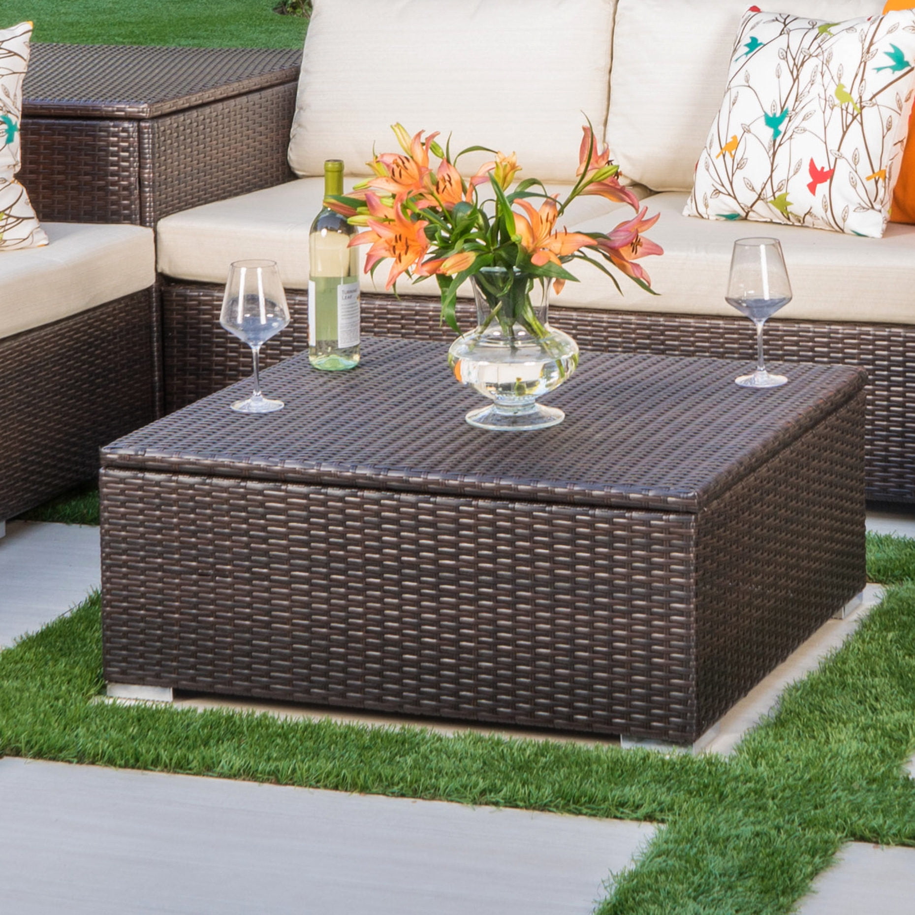 Outdoor Storage Coffee Table with Soft Close Hinge to Hold Chilled ...