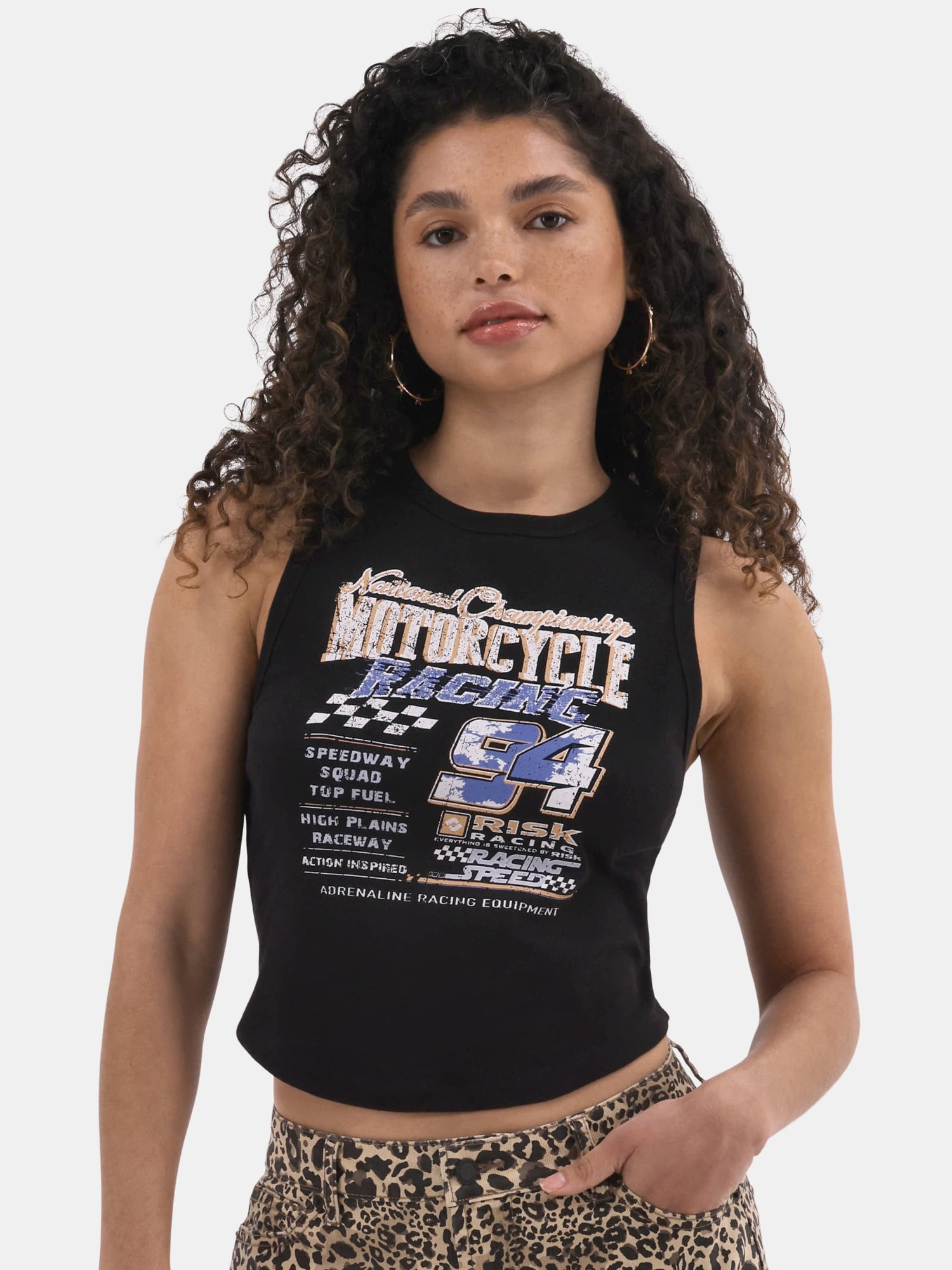 No Boundaries Cropped Graphic Cotton Tank Top, Women's - Walmart.com