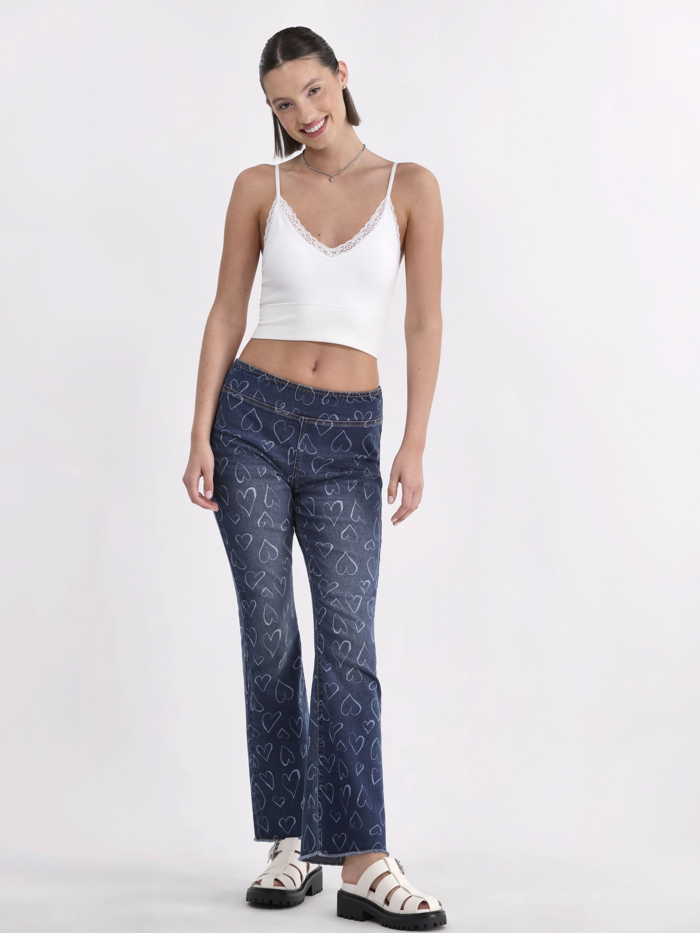 No Boundaries Cropped Rib Cami with Lace Trim, Women's - Walmart.com