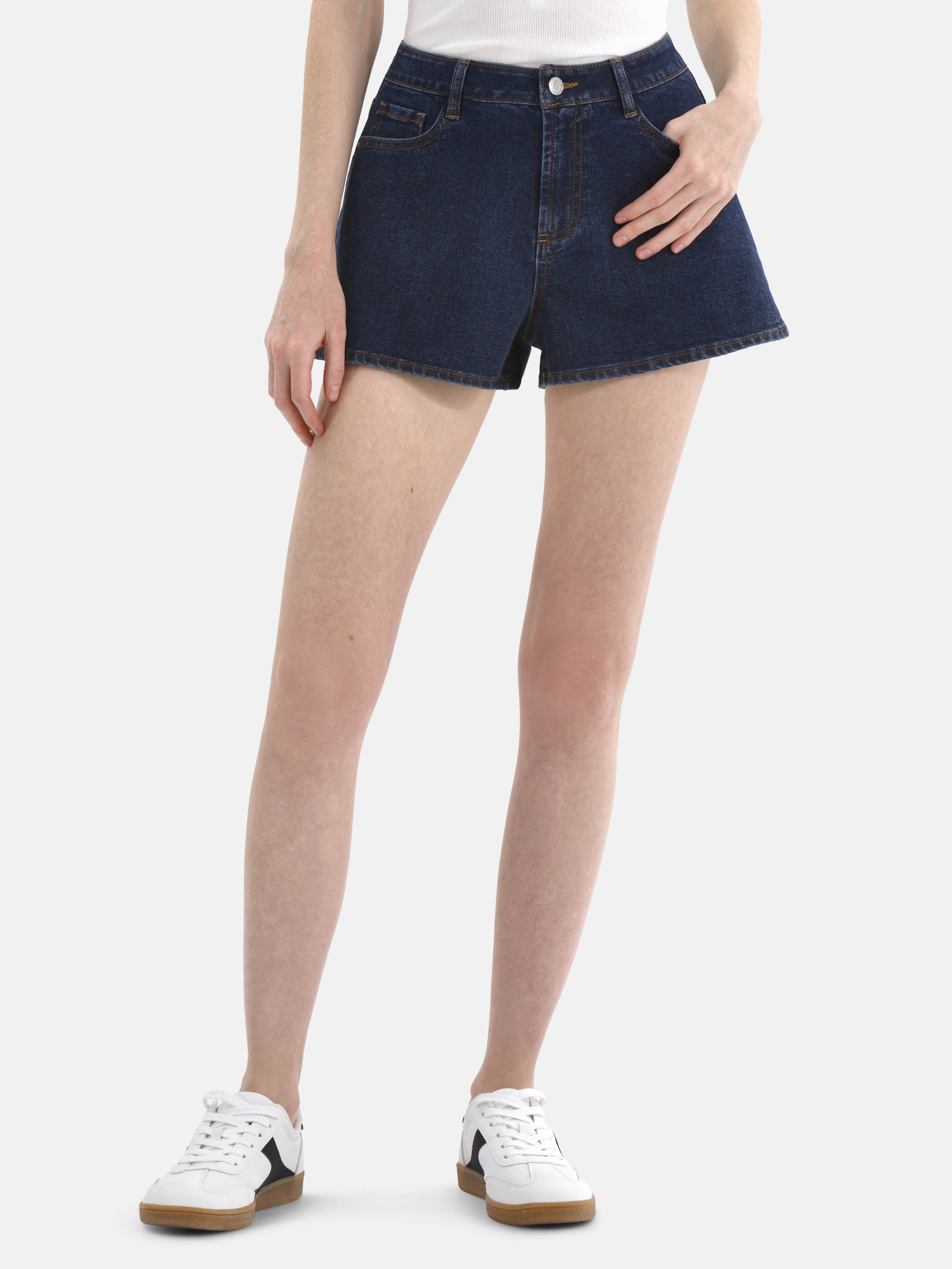 No Boundaries Denim Mom Shorts, 2.25'' Inseam, Women's - Walmart.com