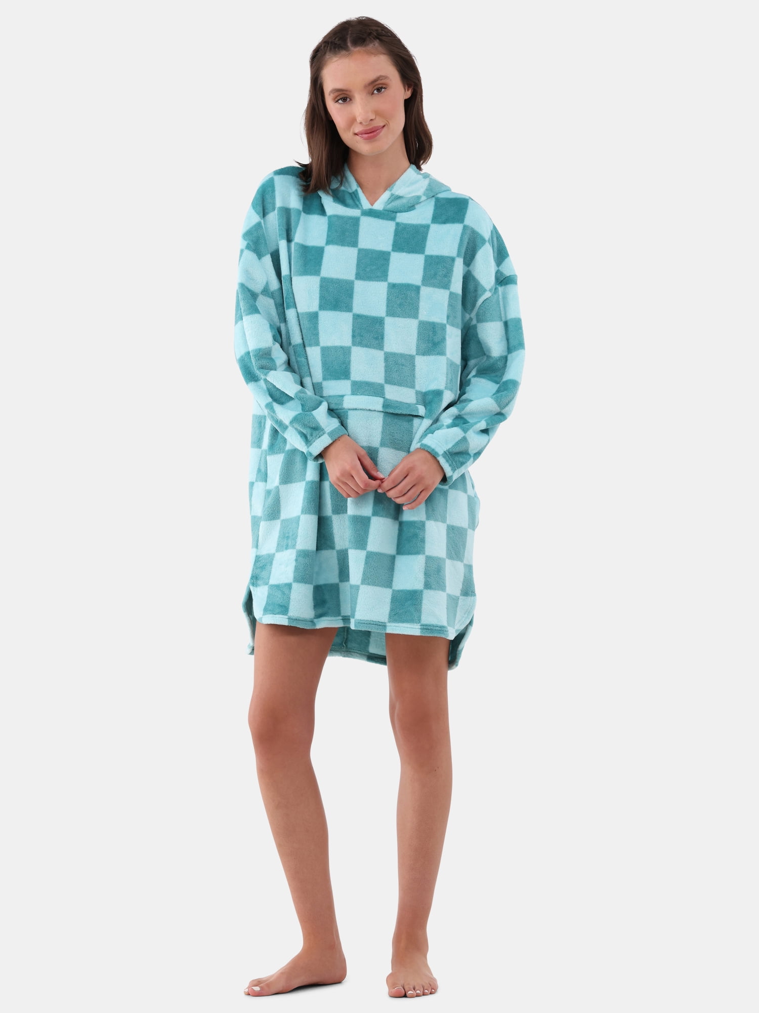 No Boundaries Women's Plush Lounger with Hood, Fleece, Oversized ...