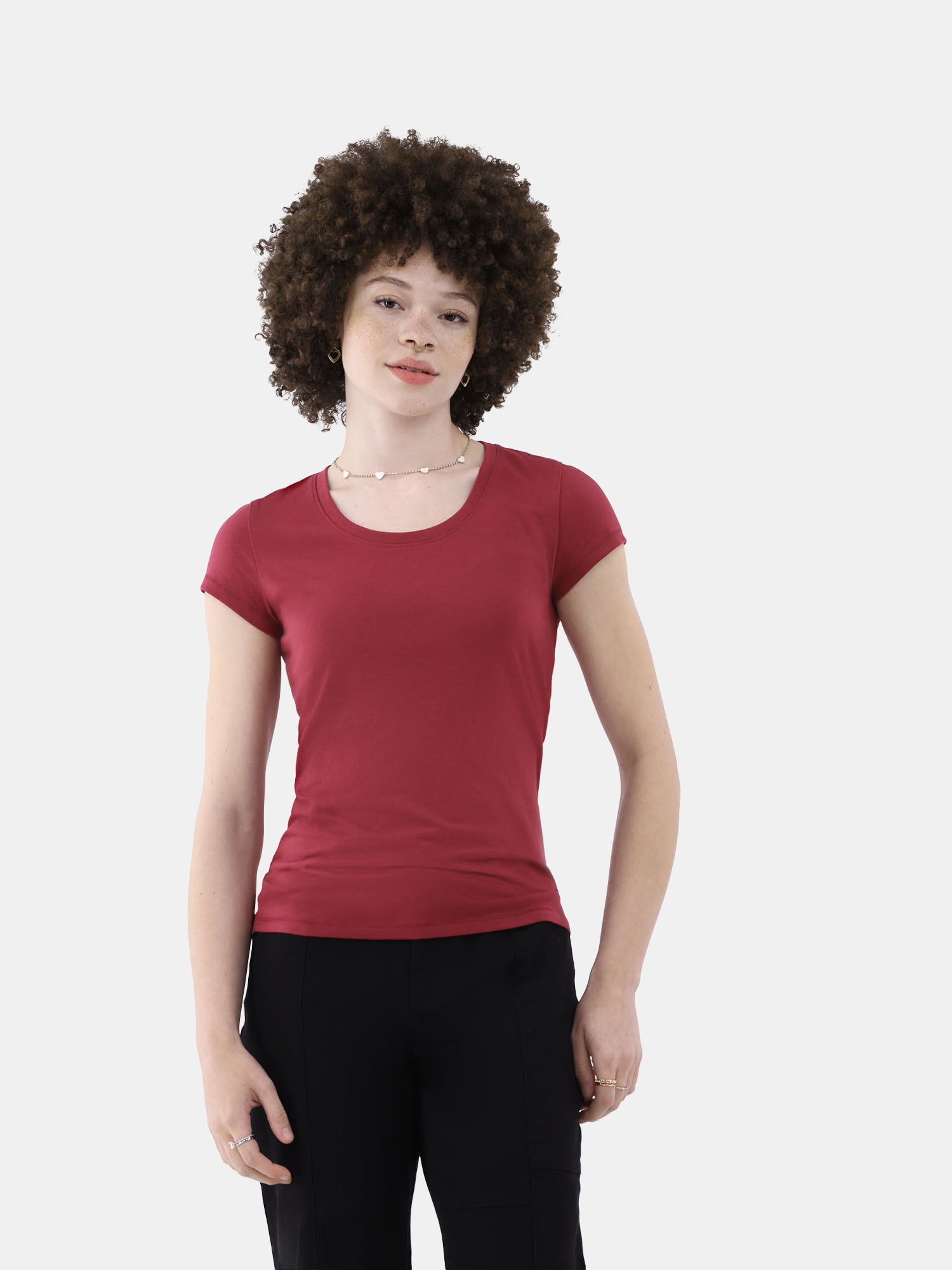 No Boundaries Scoop Neck Tee with Short Sleeves, Women's - Walmart.com