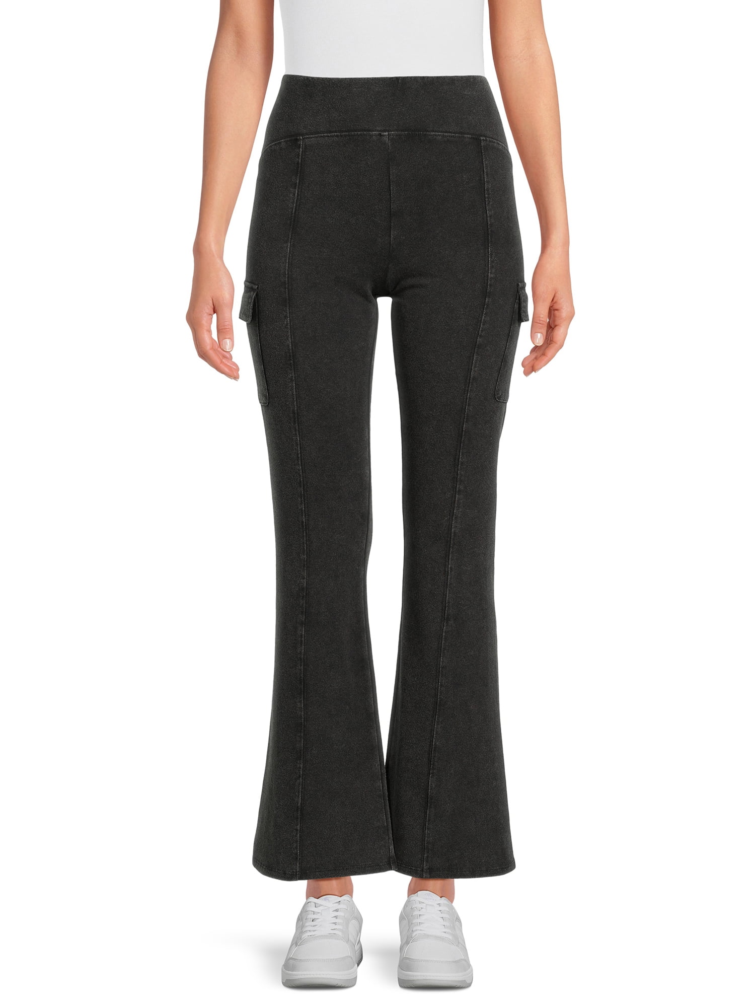 No Boundaries Juniors Plus High Elastic Comfort Cargo Flare Pants, 31 ...