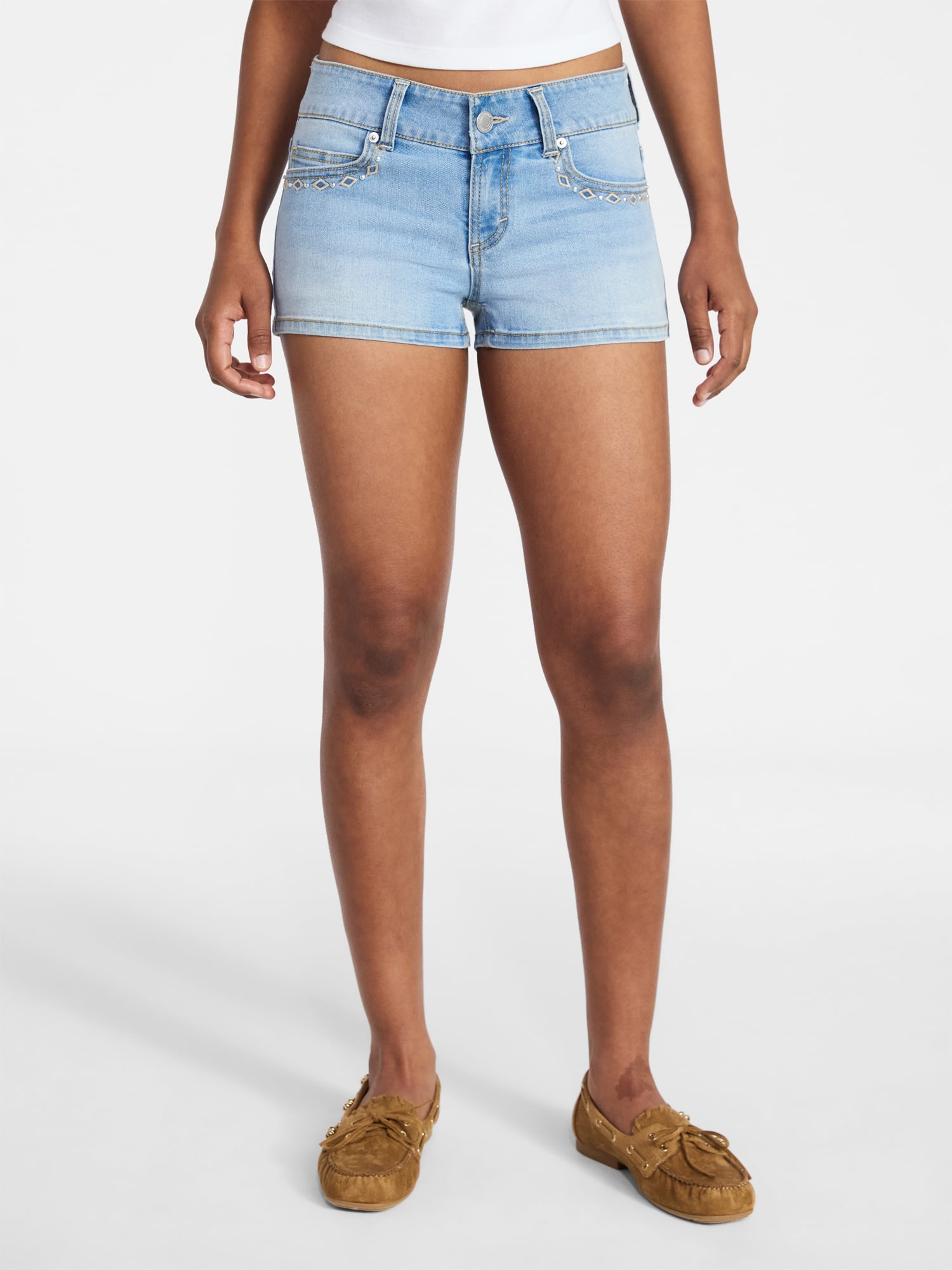 No Boundaries Lowrise Studded Denim Mini Short 2" Inseam, Women's ...