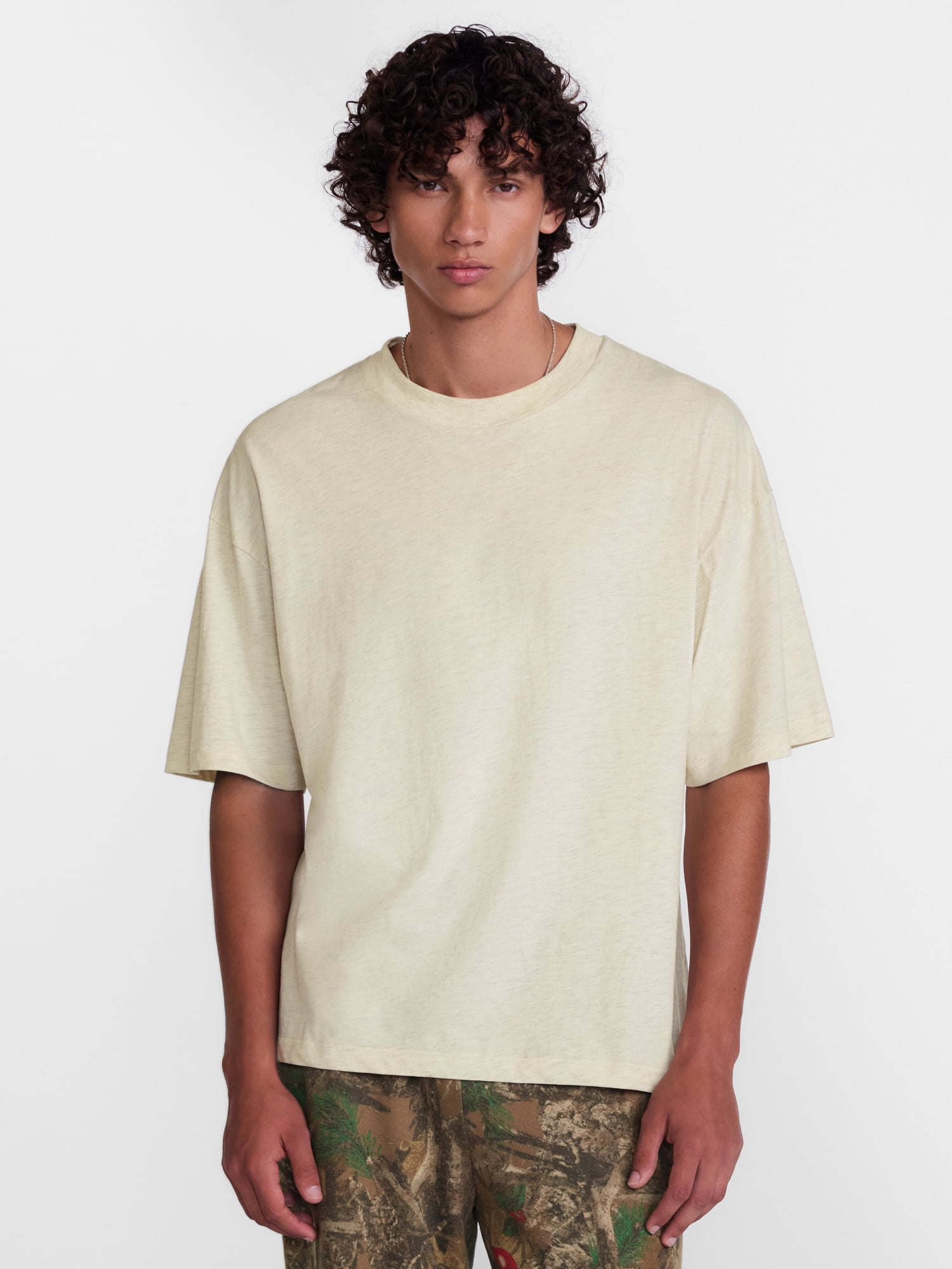 No Boundaries Men's Oversized Boxy Tee Shirt with Short Sleeves, XS ...