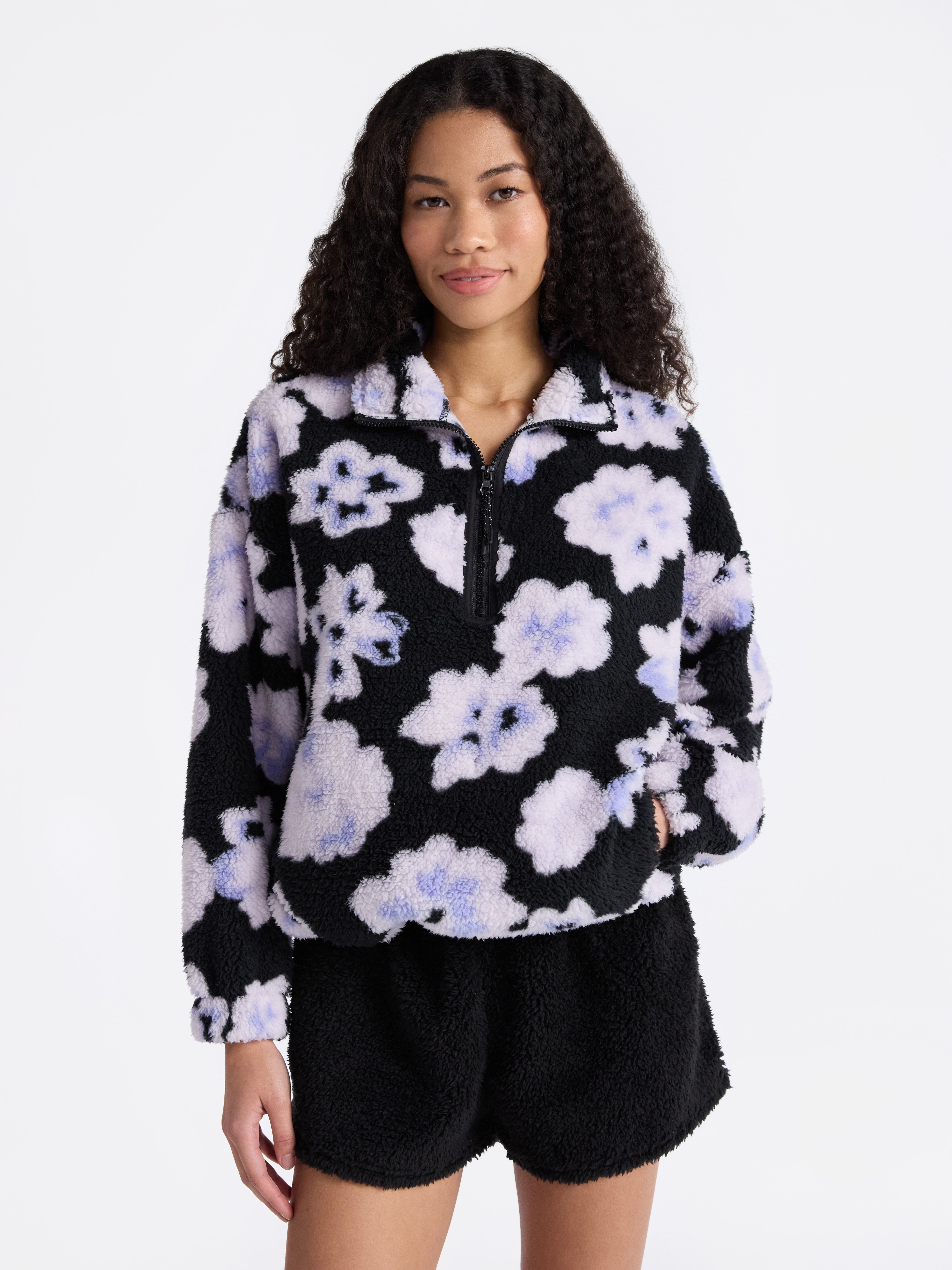 No Boundaries Plush Half-Zip Pullover, Women's - Walmart.com