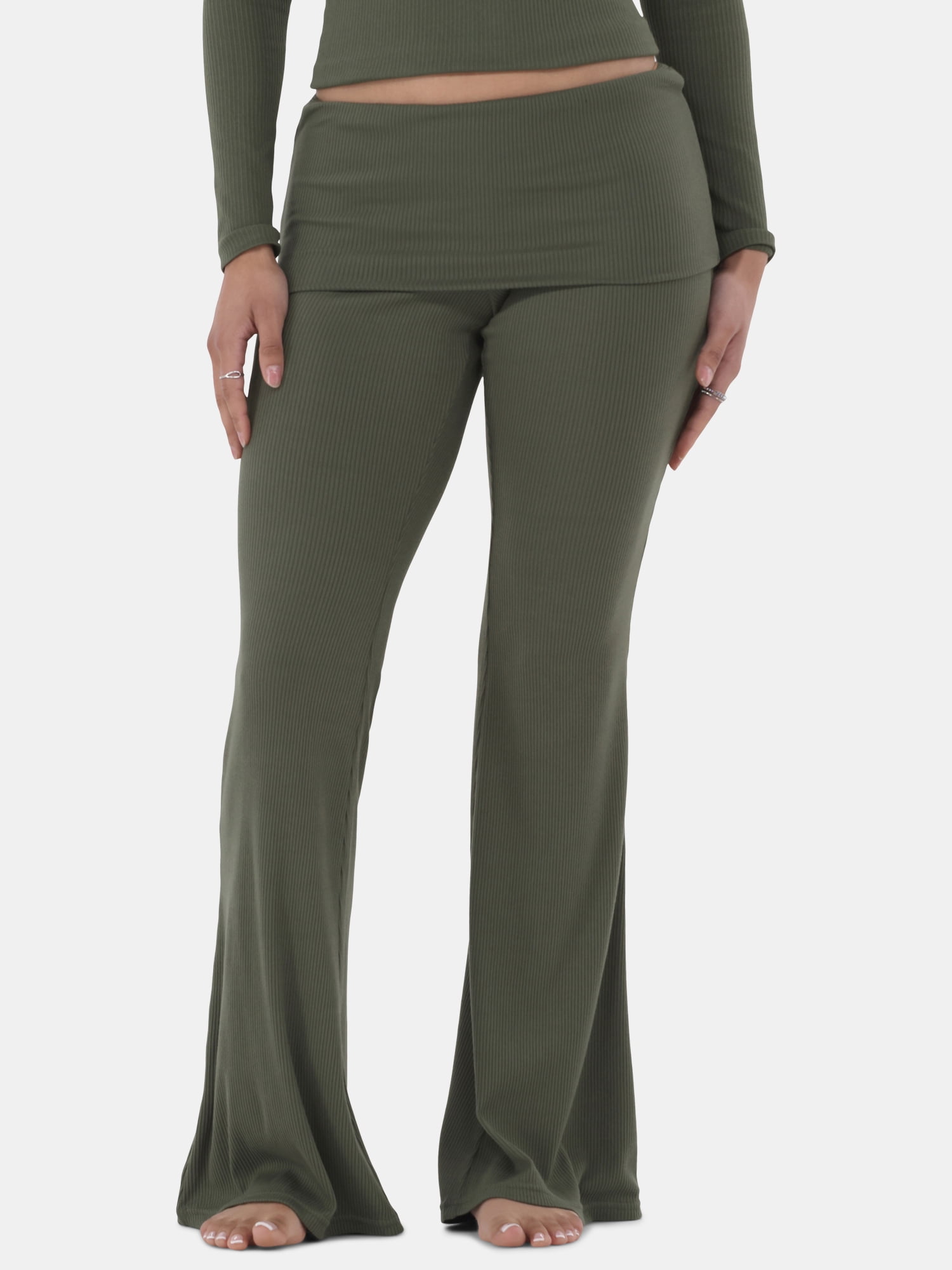 No Boundaries Ribbed Flare Pants with Foldover Waist, Women's - Walmart.com