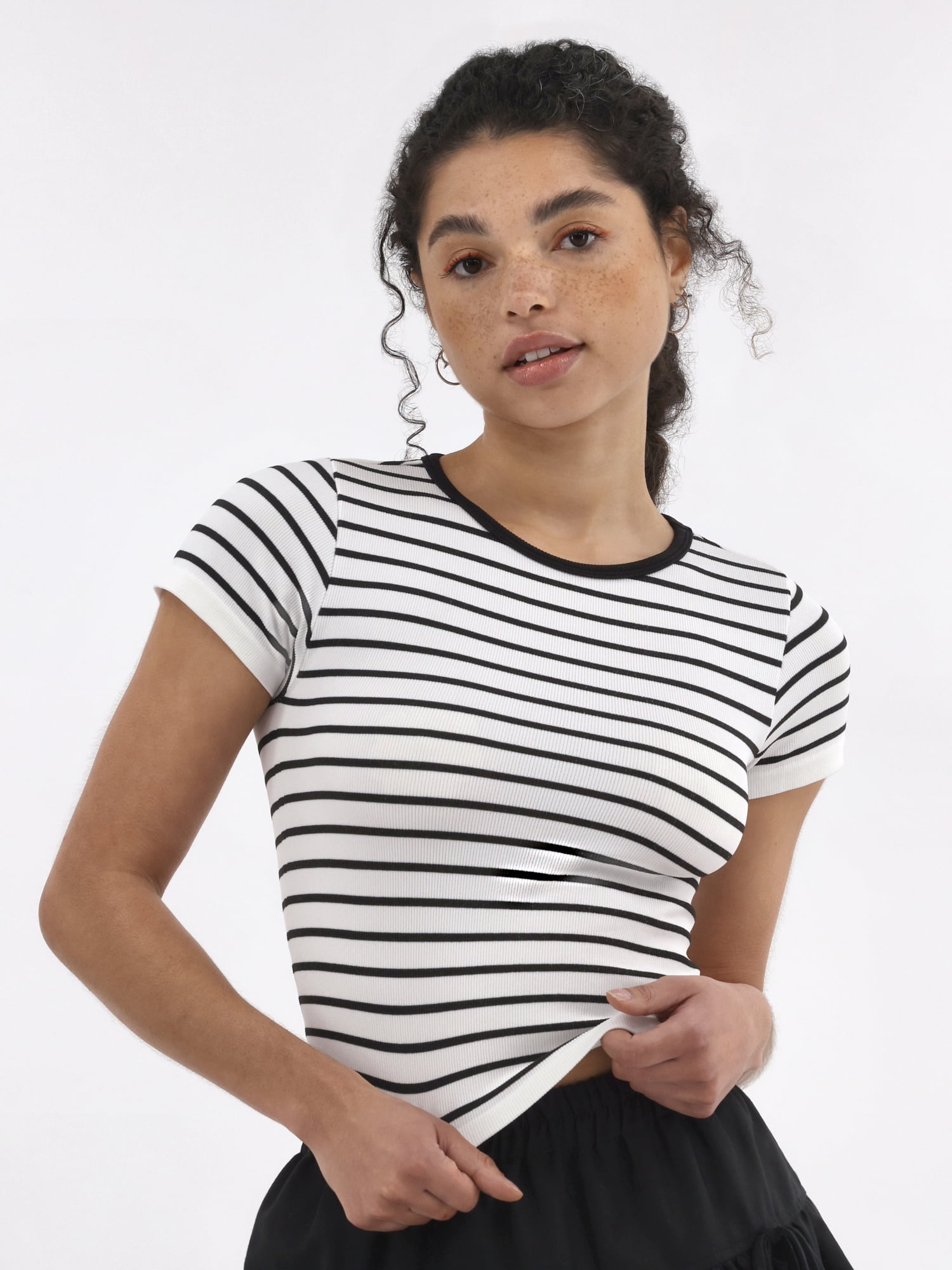 No Boundaries Seamless Crop Top with Short Sleeves, Women's Cropped ...