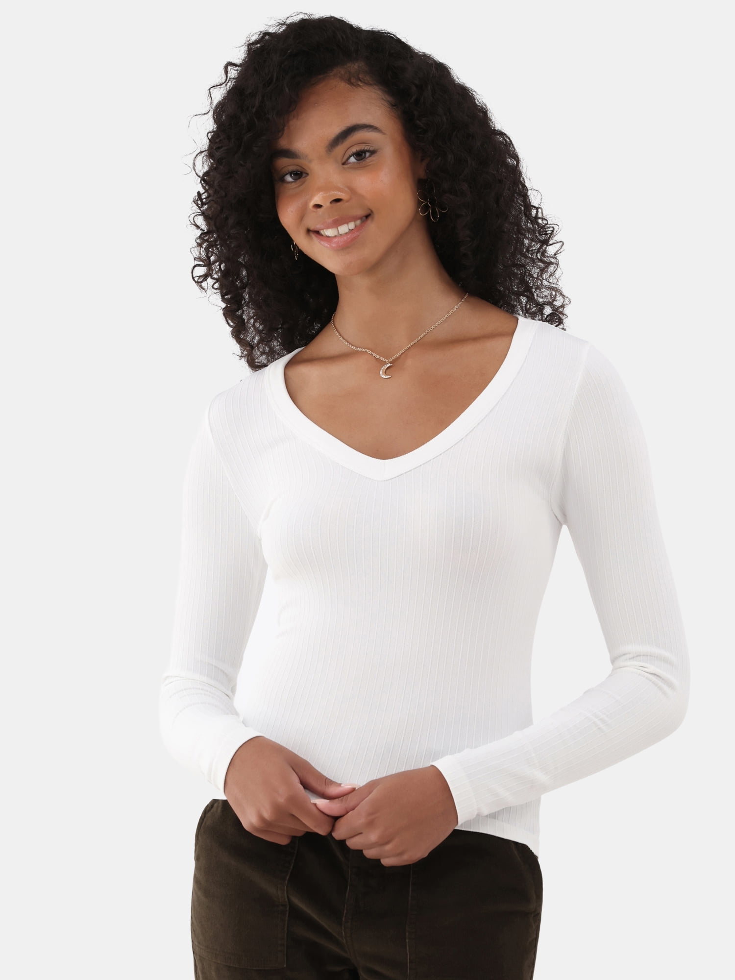 No Boundaries Seamless V-Neck Top with Long Sleeves, Women's - Walmart.com