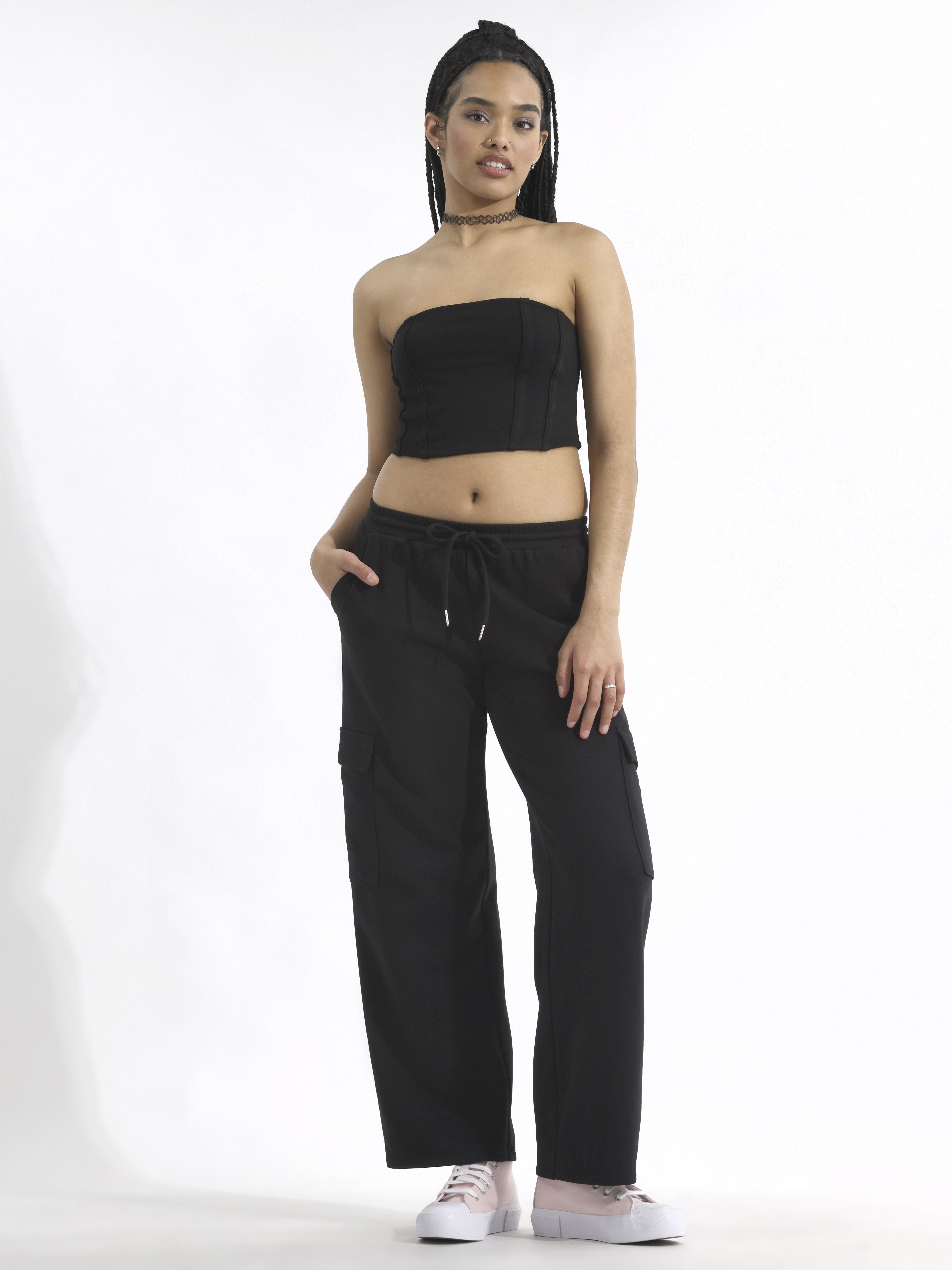 No Boundaries Tube Top and Cargo Sweatpants Set, 2-Piece, Women's ...