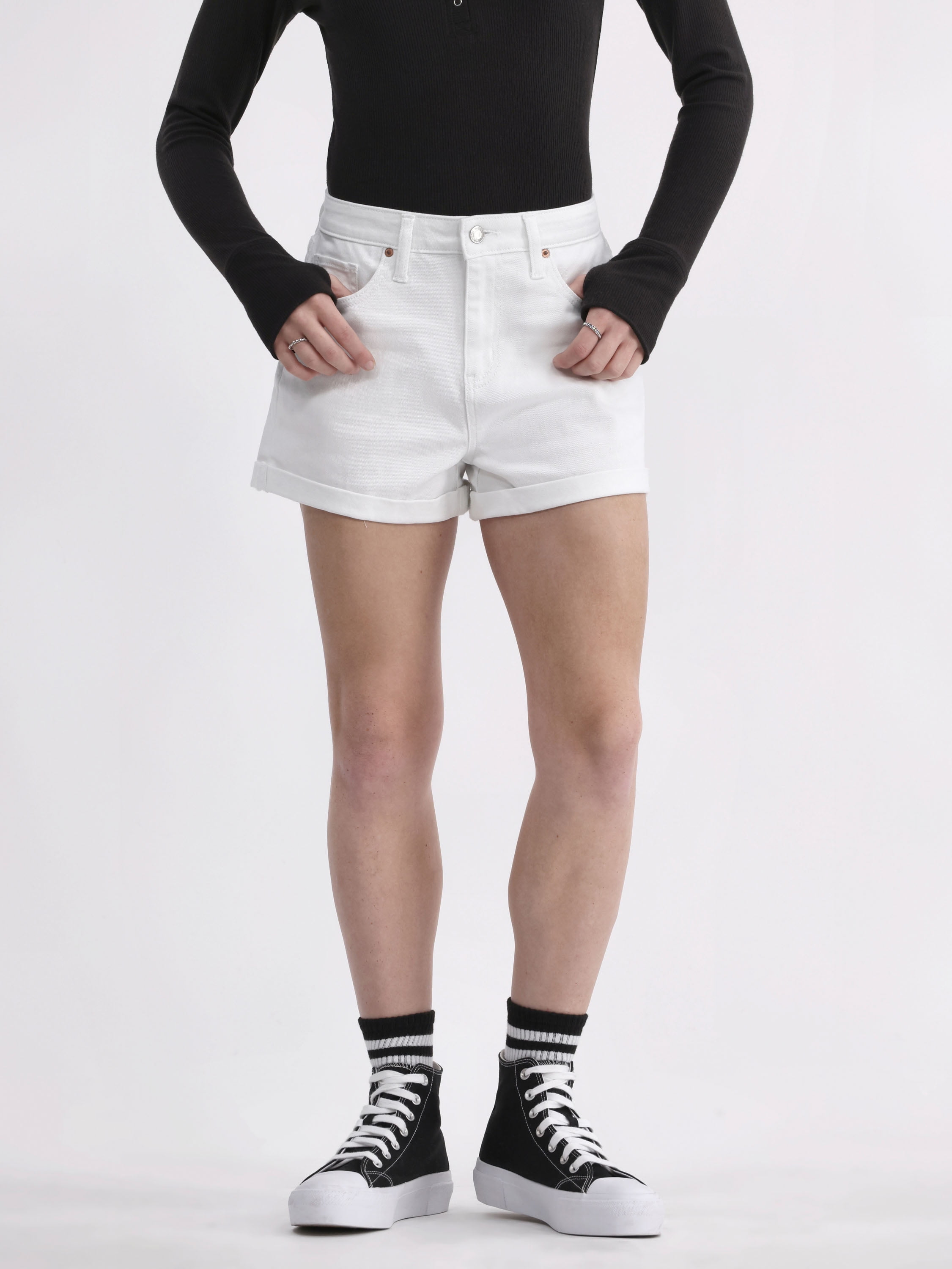 No Boundaries High Rise Denim Rolled Cuff Shorts, Women's - Walmart.com