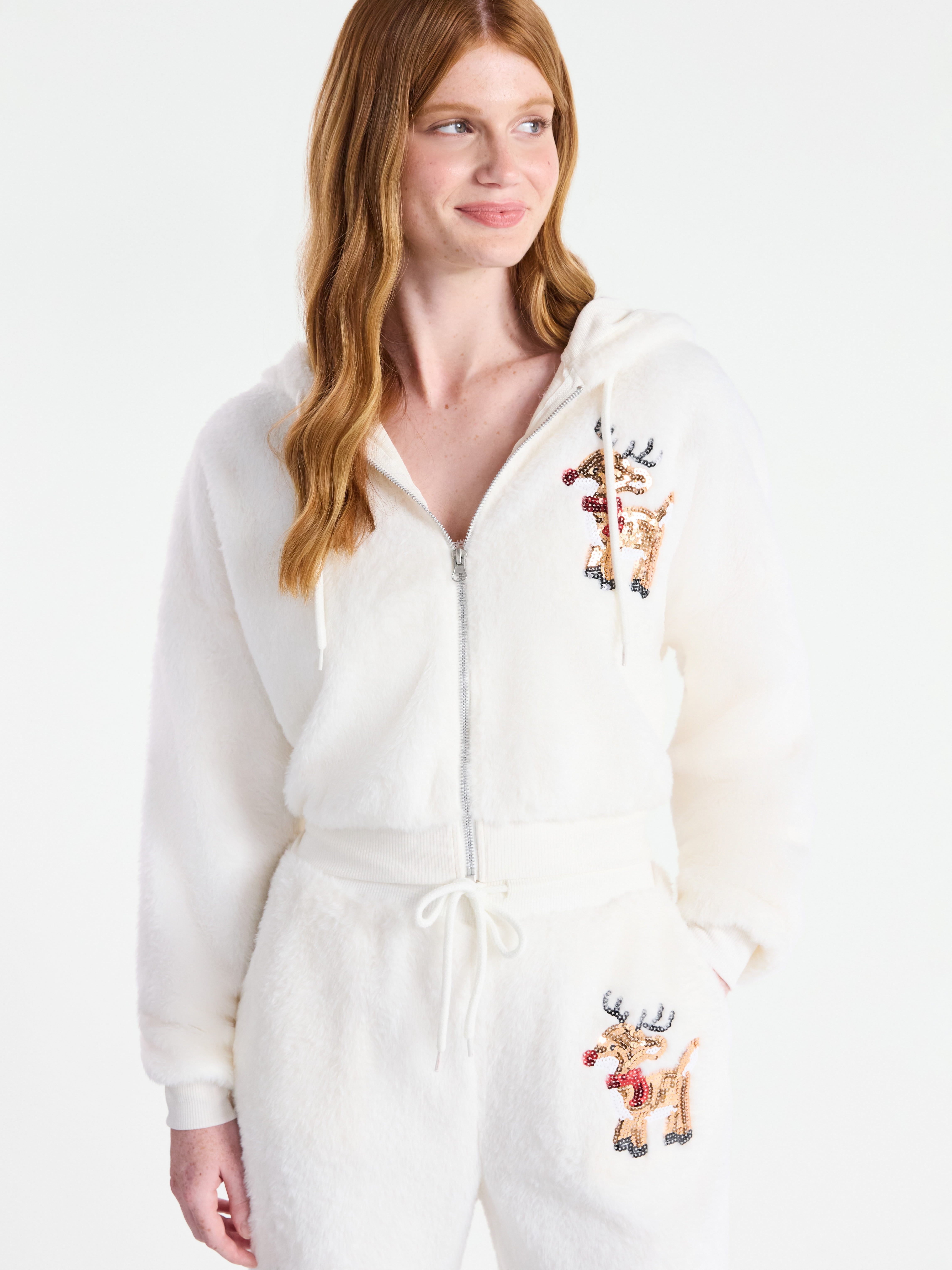 No Boundaries Christmas Plush Jacket, Women's & Women's Plus - Walmart.com