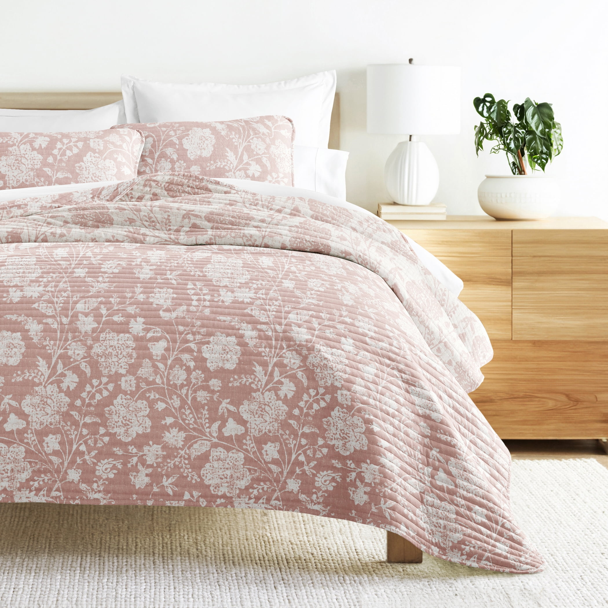 Noble Linens Twin Quilt Set - Rose Textured Floral - Walmart.com