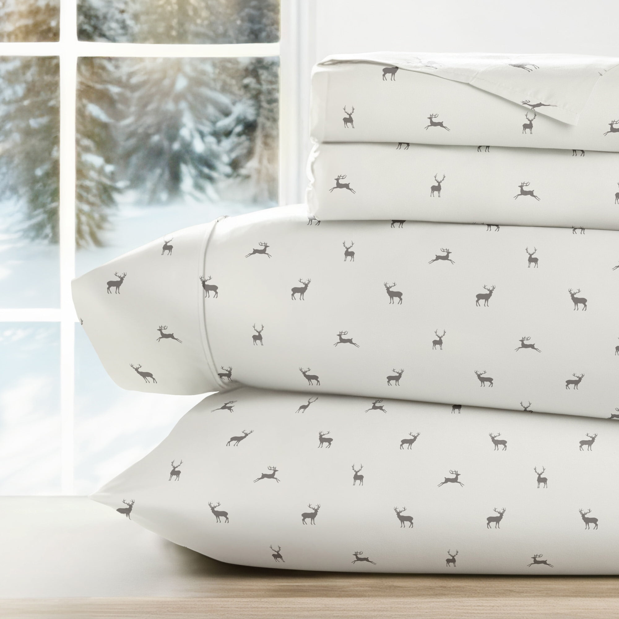 Noble Linens 4 Piece Holiday Microfiber Bed Sheet Set, Reindeer, Queen - Walmart.com