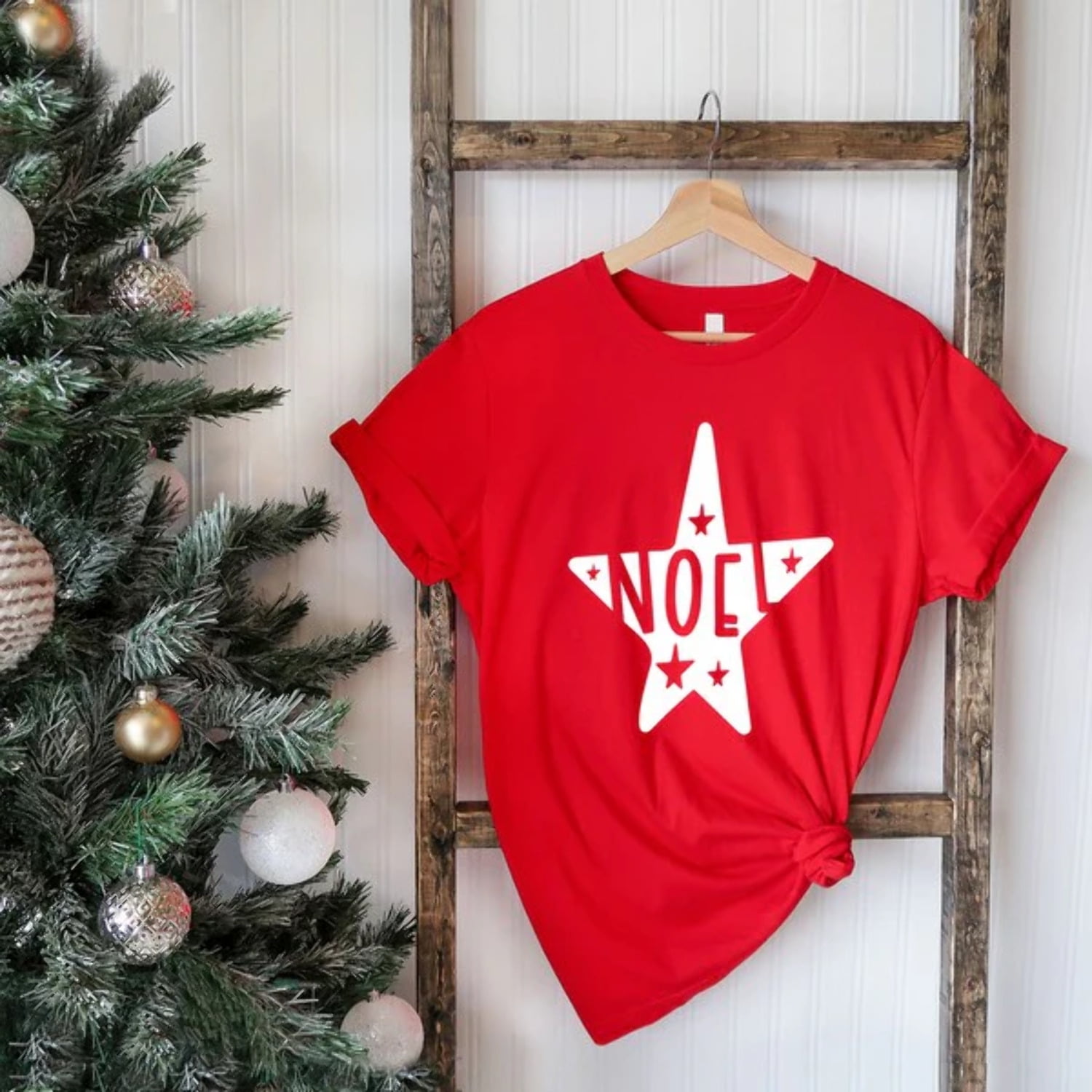 Noel Star Short Sleeve Graphic Tee - Walmart.com