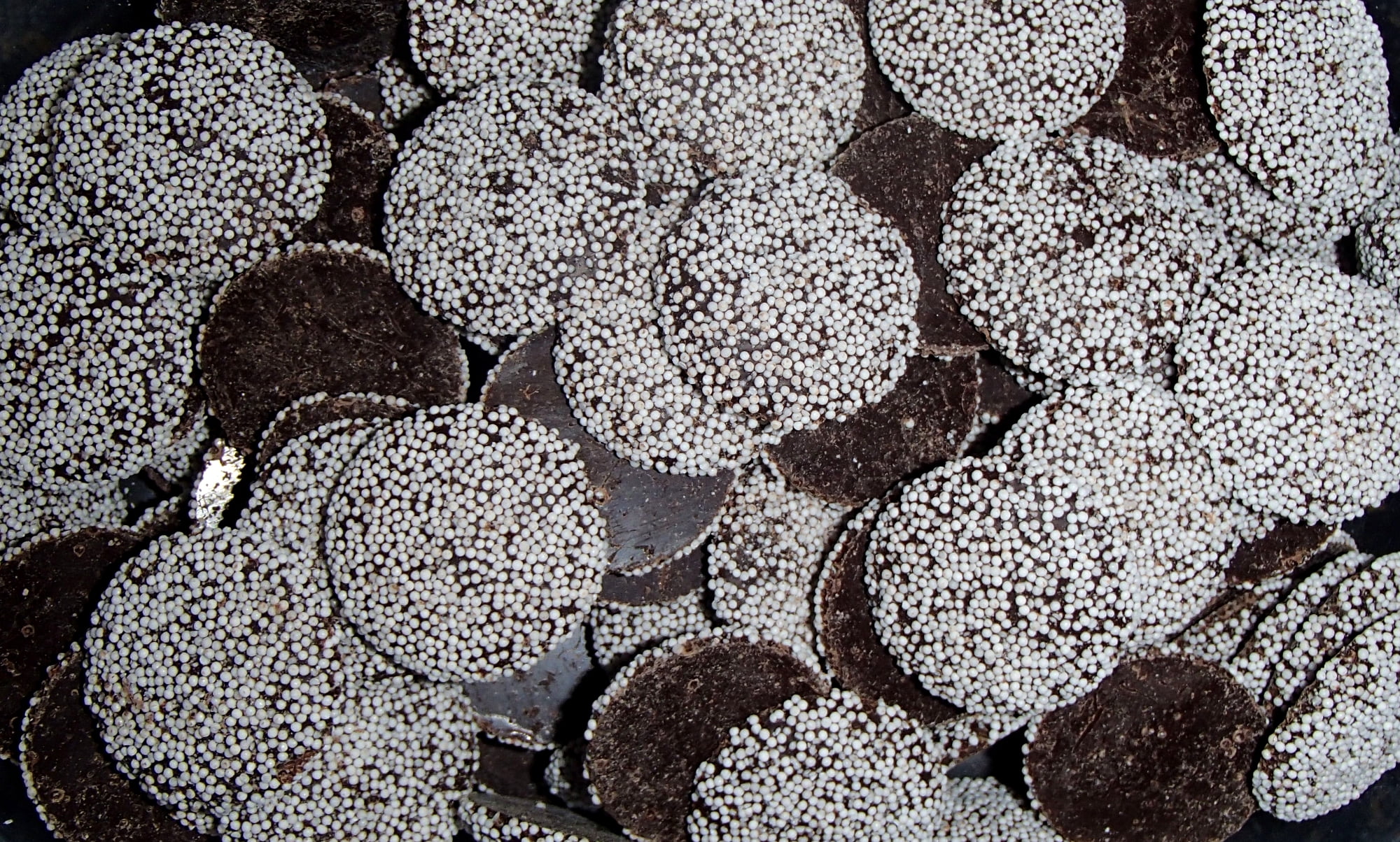 Non Pareil Dark Chocolate Wafers - Guittard Dark Chocolate Non-Pareils ...