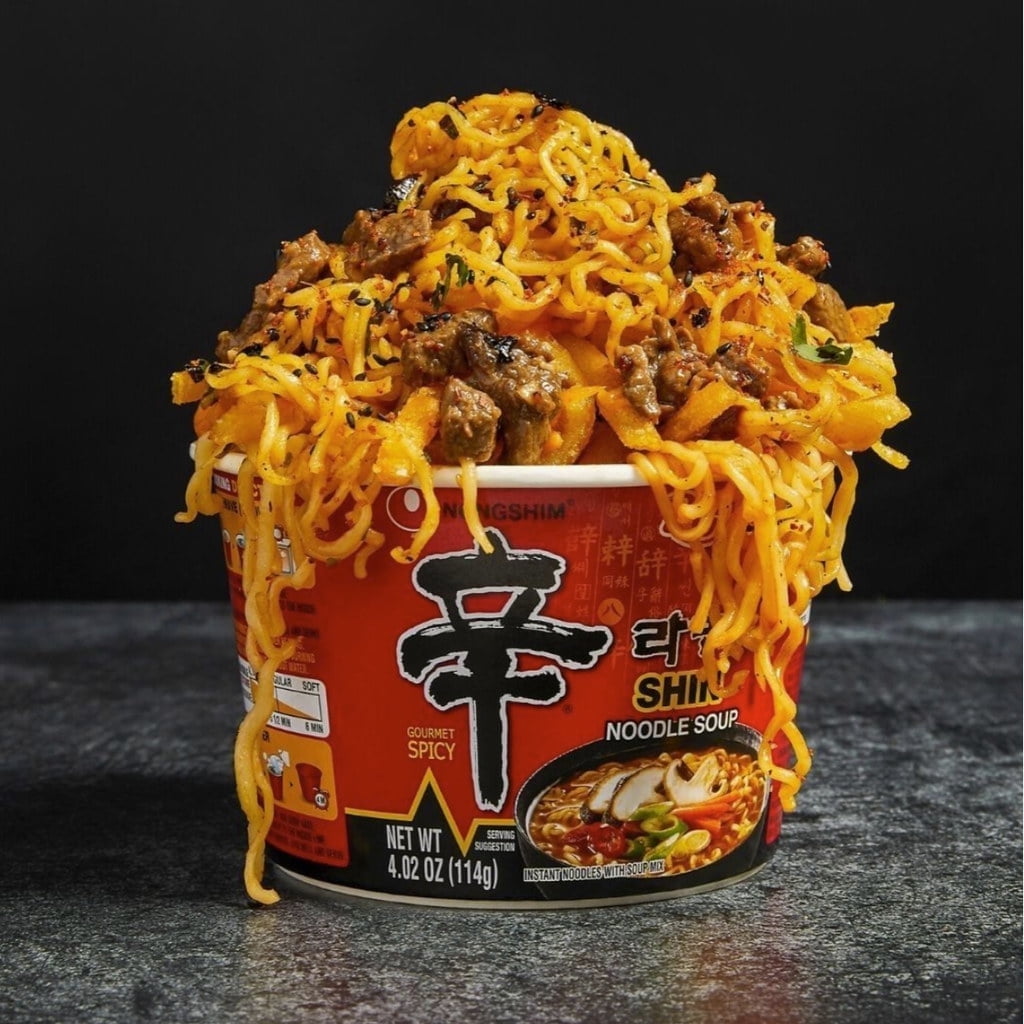 Nongshim Shin Ramyun Spicy Beef Ramen Noodle Soup Big Bowl, 4.02oz X 1 ...