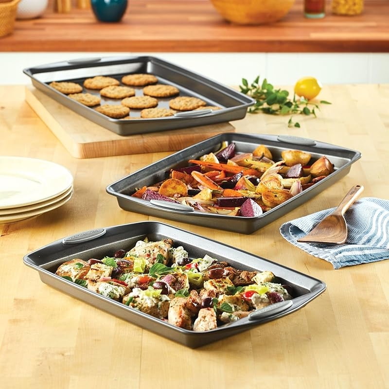 Nonstick Bakeware Set with Grips, Nonstick Cookie Sheets / Baking ...