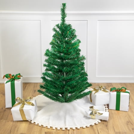 Peanuts Charlie Brown Lonely Christmas Tree with Ornament and Blanket ...