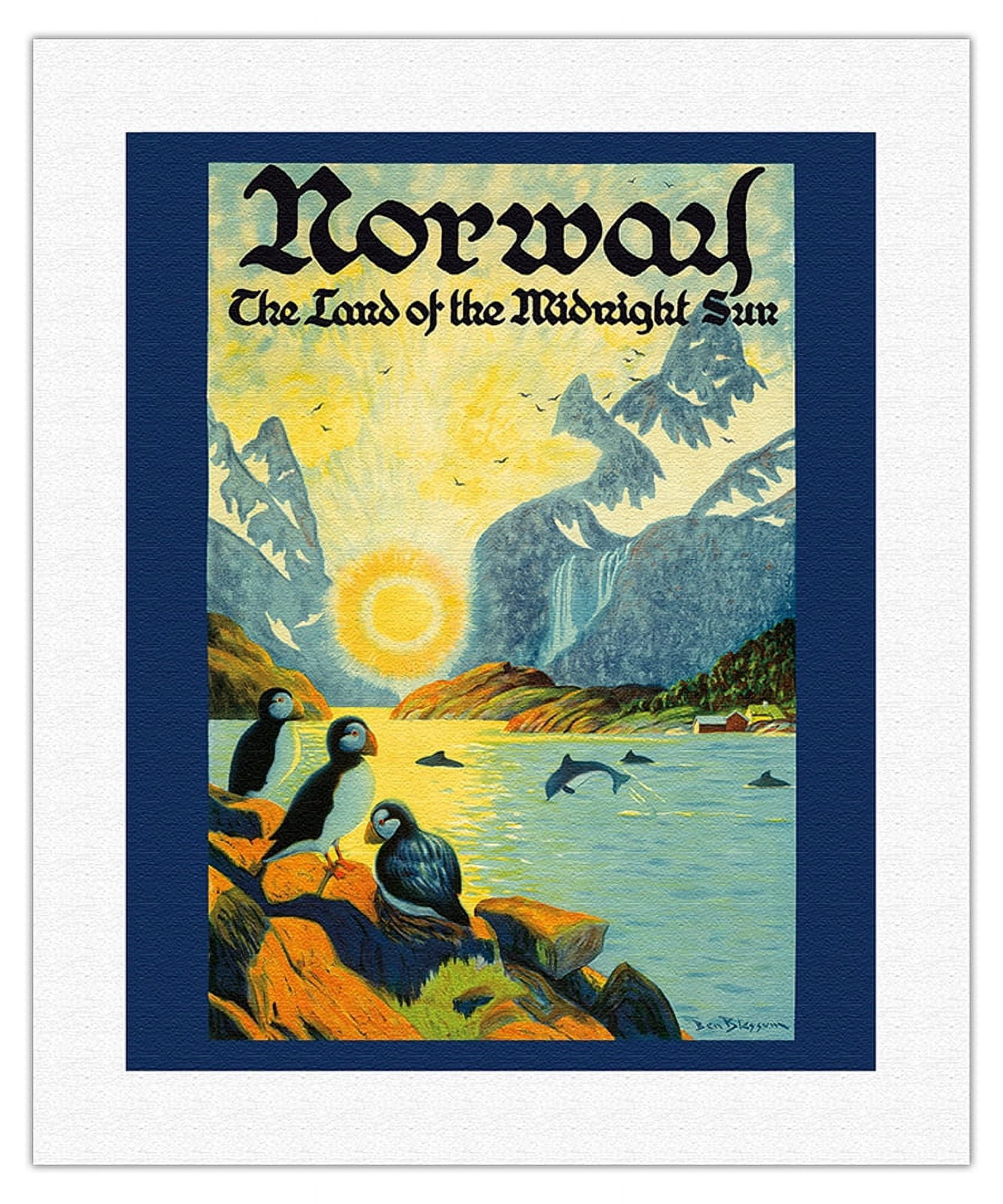 Norway - The Land of the Midnight Sun - Norwegian Fjord with Atlantic ...
