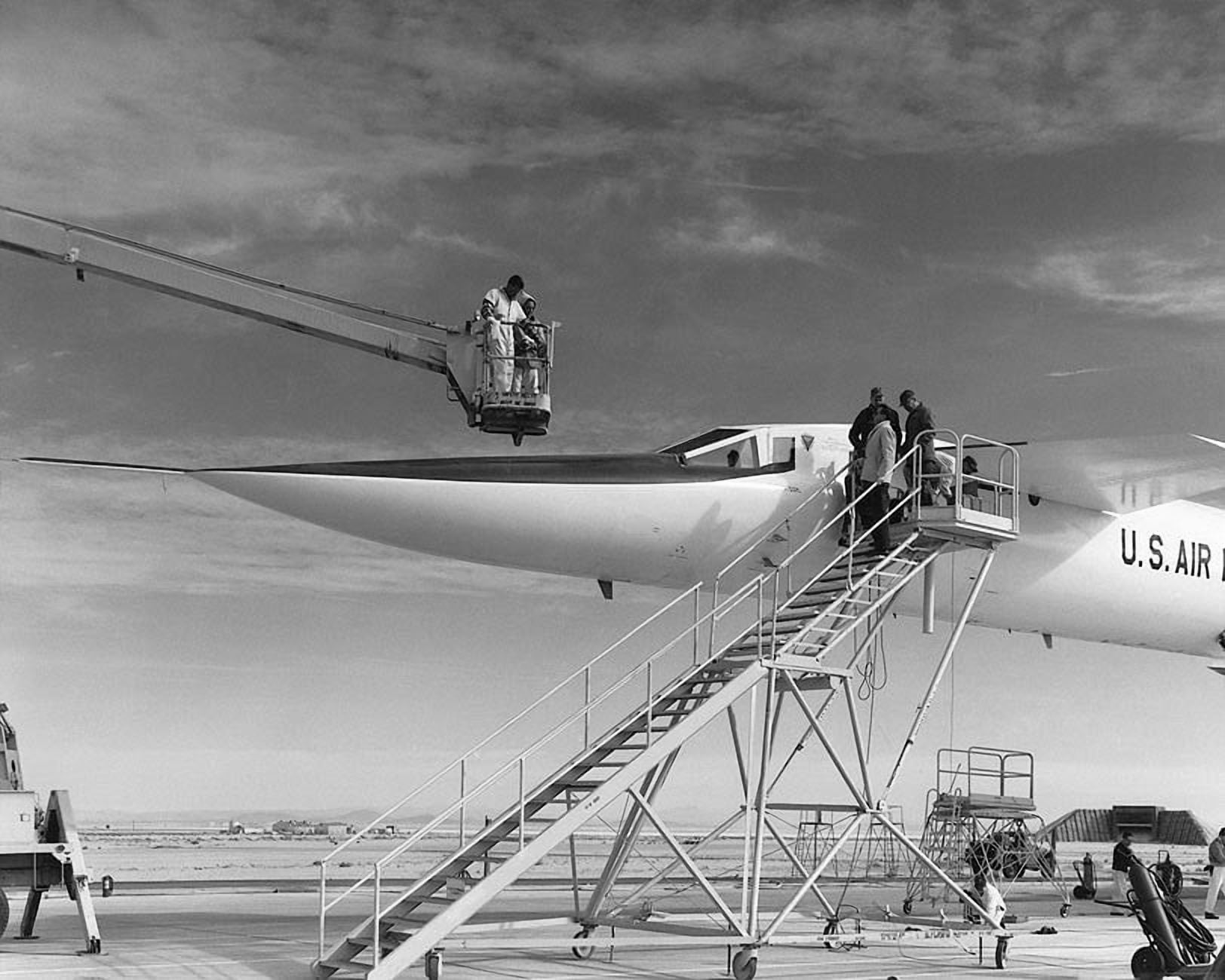 Nose of XB-70 / XB-70A Valkyrie Bomber - 24x36 Inch Glossy Laminated ...