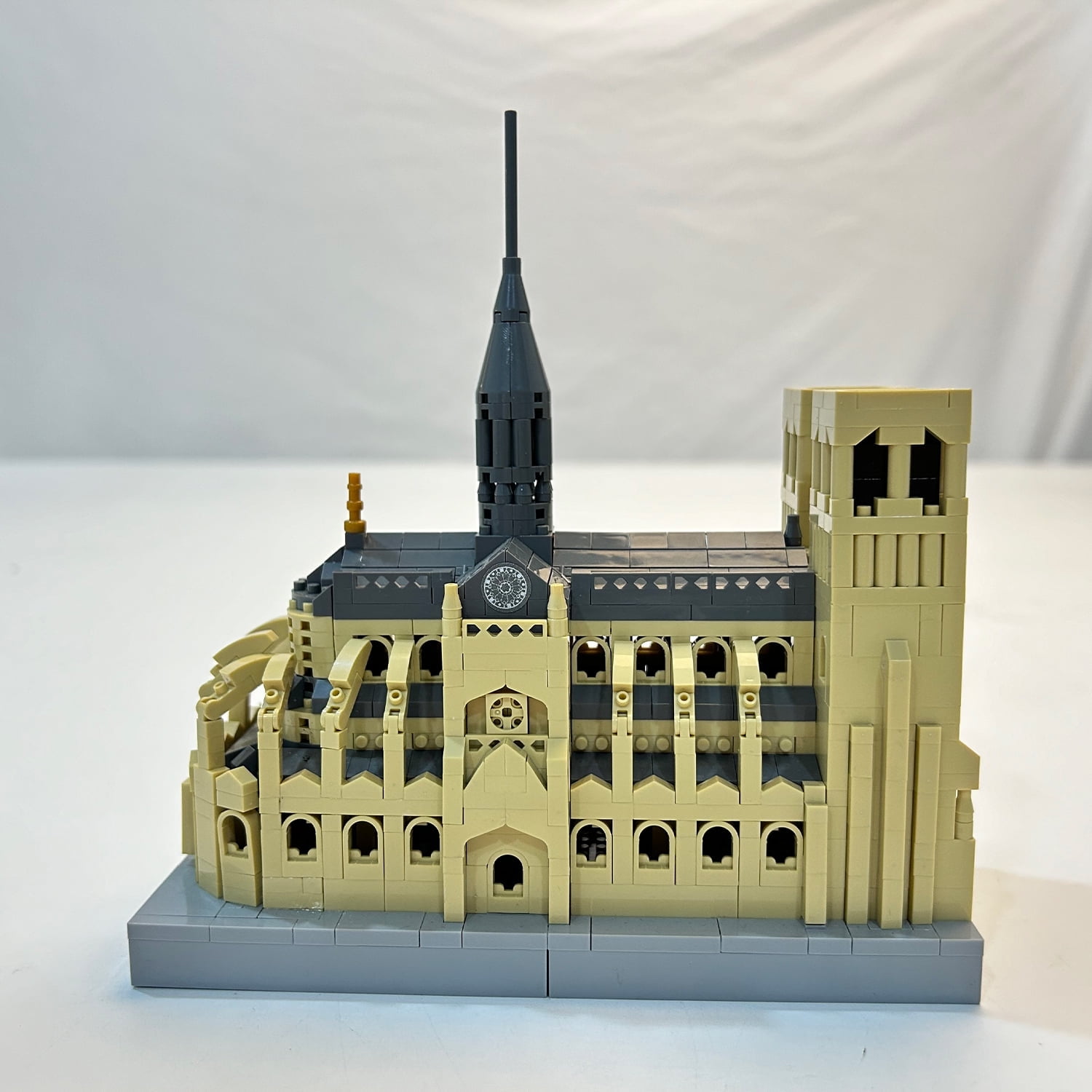 Notre Dame Cathedral Architectural Model Micro Particle Building Blocks ...