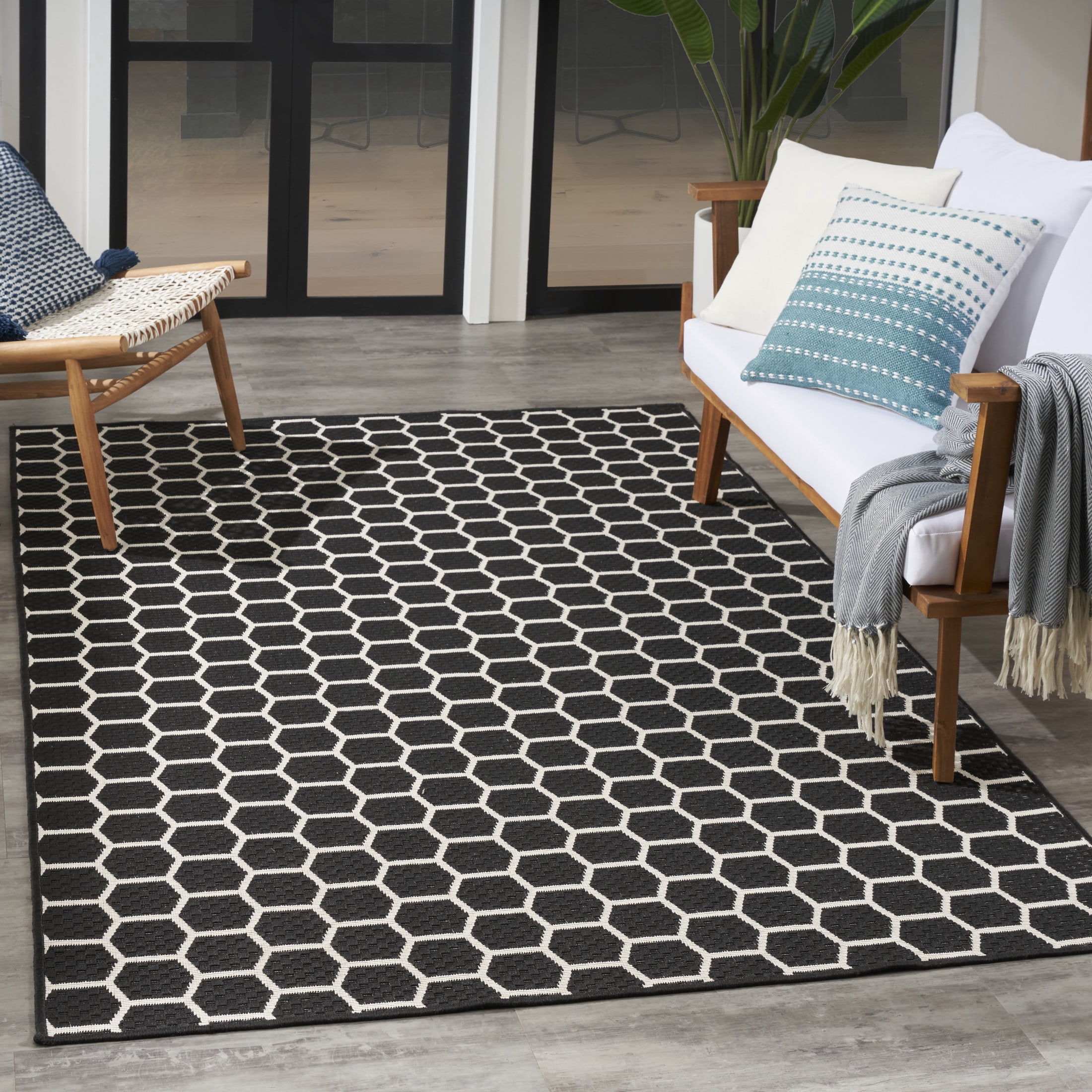Nourison Twist Reversible 5' x 7' Black Modern Rug - Walmart.com
