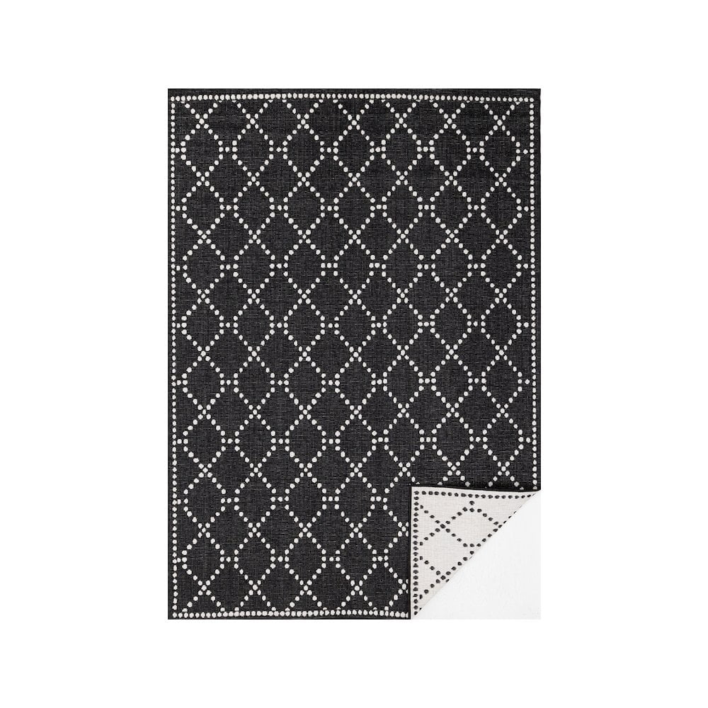 Novelle Home Versa White Black Two-Sided Dotted Diamond Outdoor Rug ...