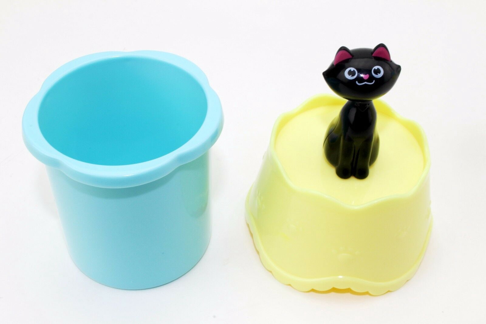 Smiling JuJu Novelty Bathroom Organizer Cotton Swabs Holder with Lucky ...