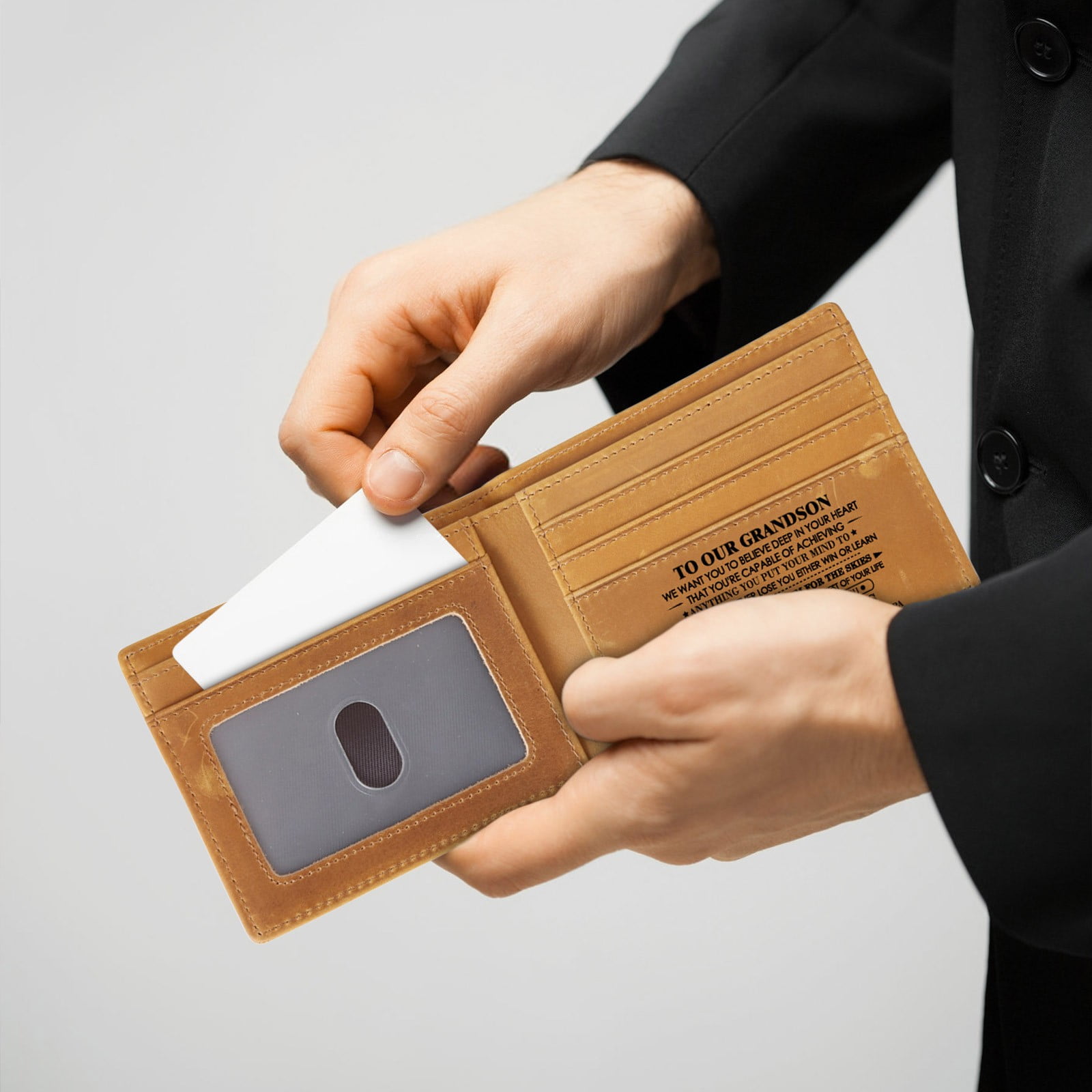 Nrmrqz Personalized Men's Leather Wallet with Custom Engraving ...