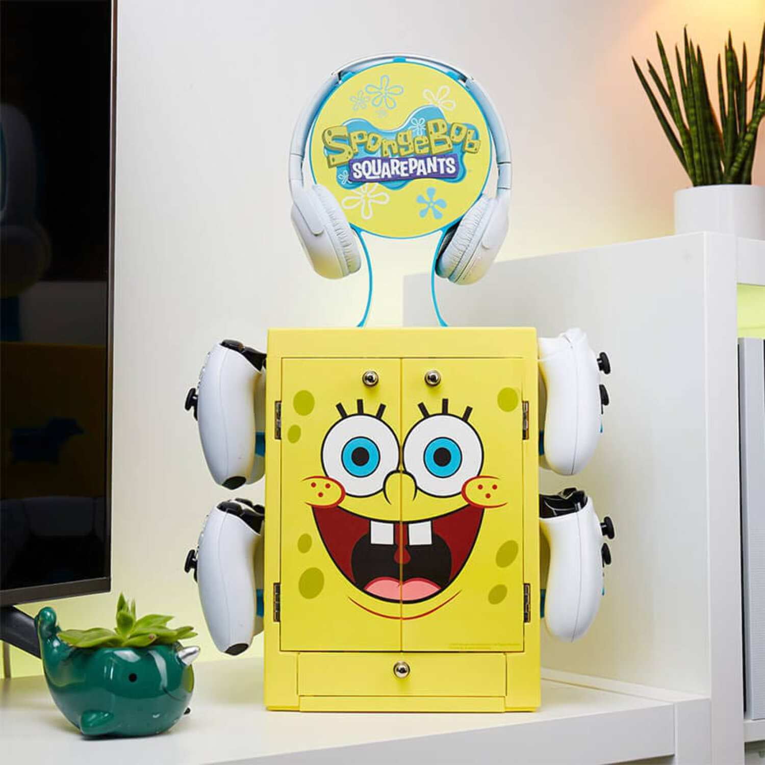 Numskull Official Spongebob Squarepants Gaming Locker Controller Holder ...