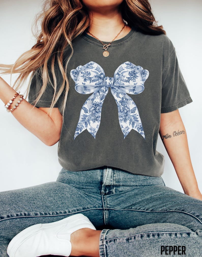 Nuvello Boho Christian Shirt T-Shirt Women Bible Verse Shirt Floral ...