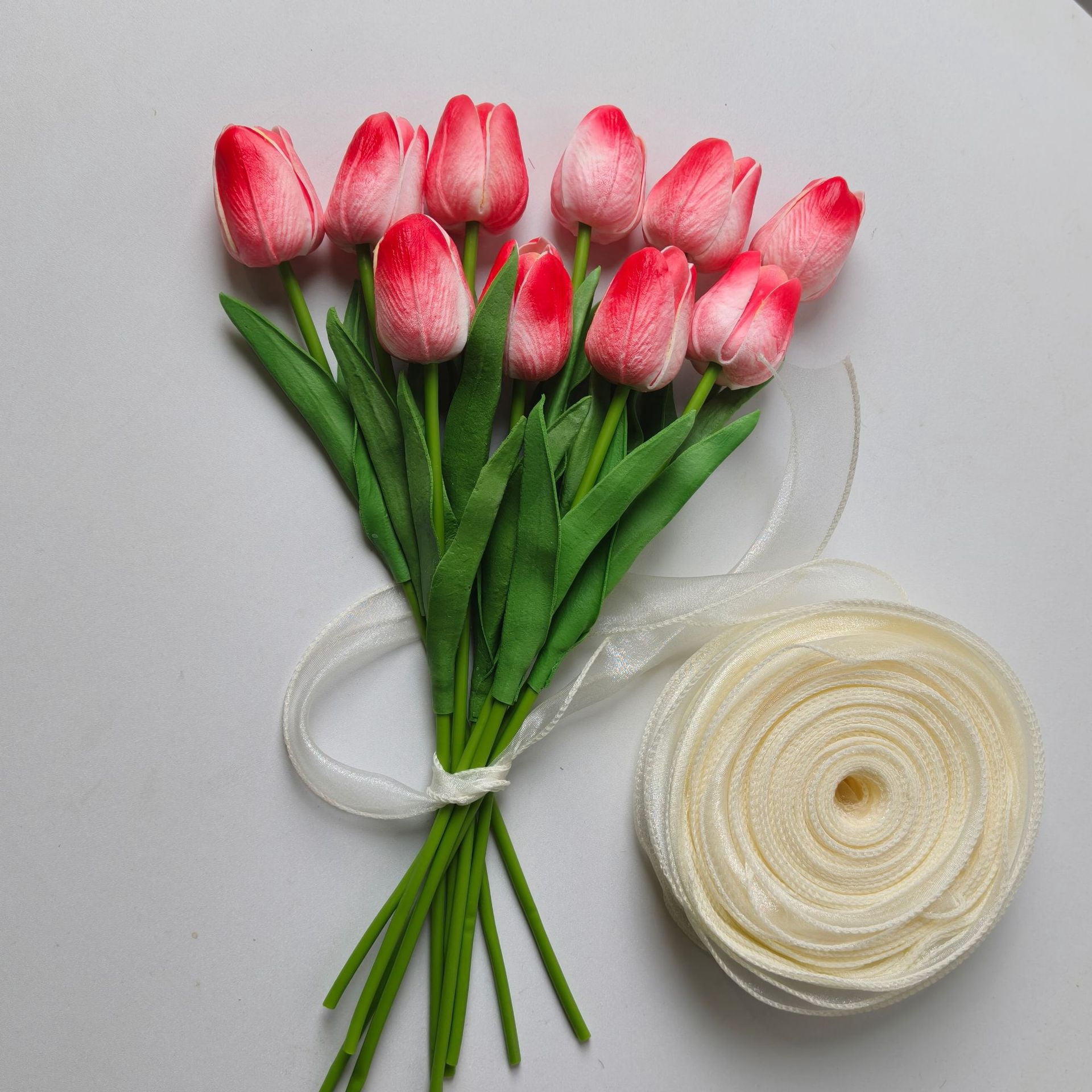 Nvzi Red gradient artificial tulips -12 pieces, 13 inches long - PU ...