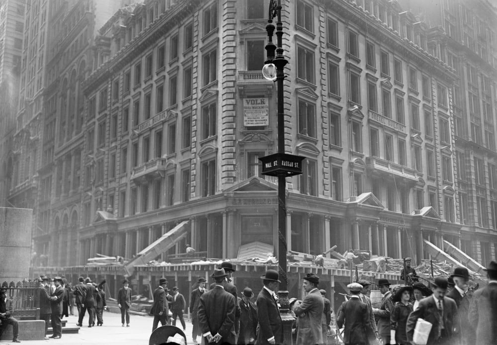 Nyc: Wall Street, 1913. /Ndemolition Of The J.P. Morgan Bank At 23 Wall ...