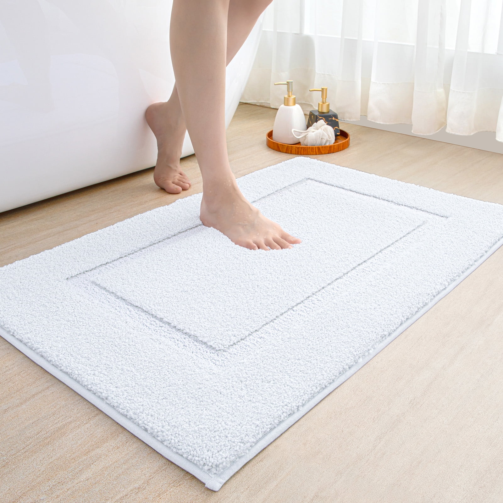OEAKAY Traditional Shag Bath Mat, White Soft Microfiber Bathroom Rug ...