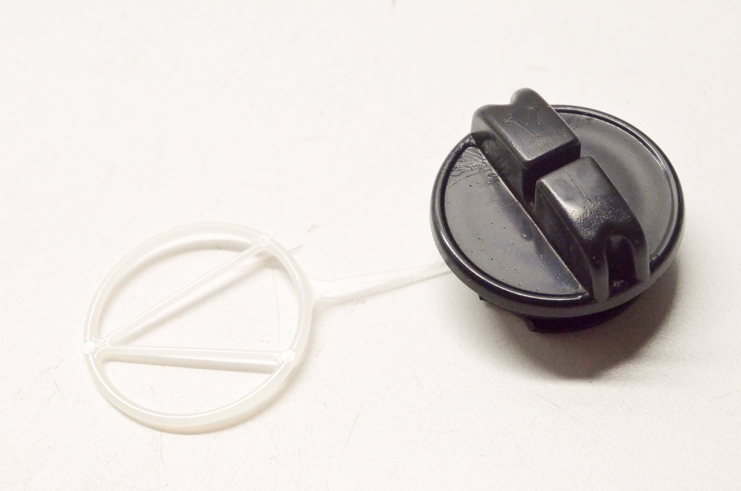 OEM Echo P021016031 P021-016031 Oil Cap Assembly NOS - Walmart.com