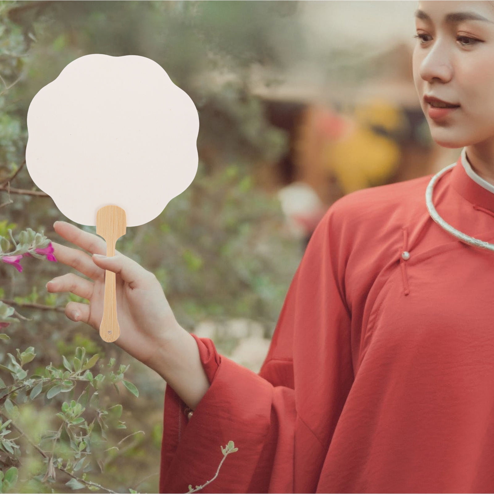 OFFIGAM 1Pcs Hand Fans For Wedding Traditional Lacquer Design Mini ...