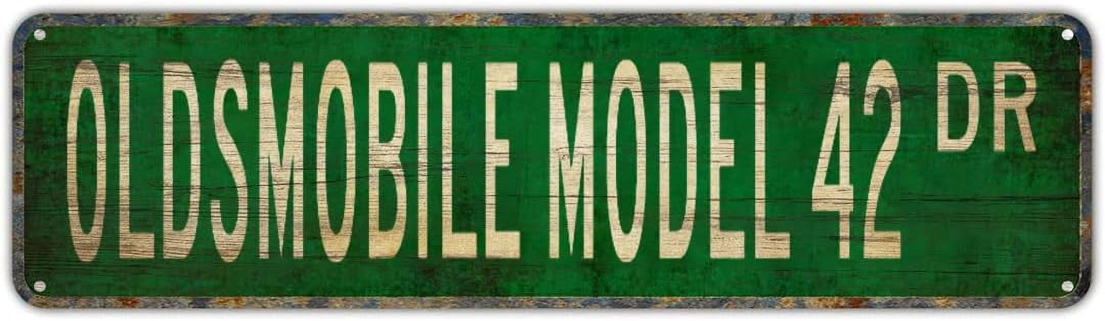 OLDSMOBILE MODEL 42 DR Vintage Signs Retro Tin Signs Art Plaque ...