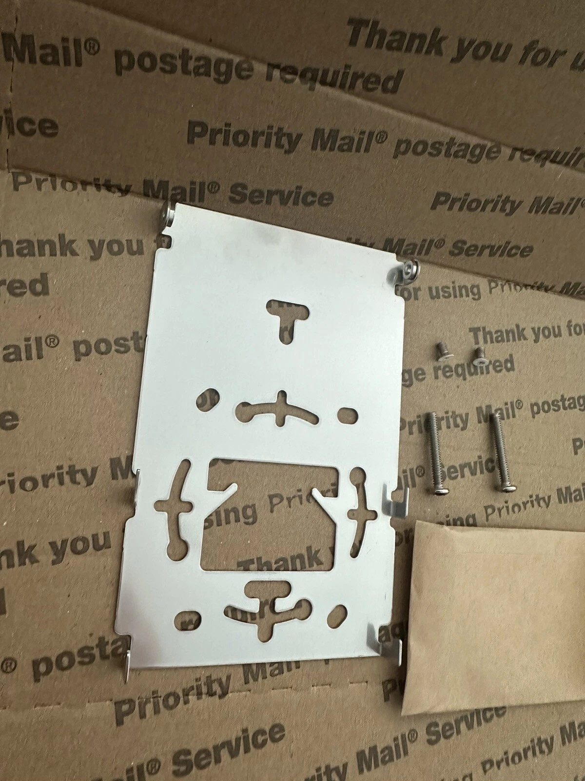 OLIVE- Ruckus H550 Backplate Mounting Bracket And Screw Kit - Walmart.com