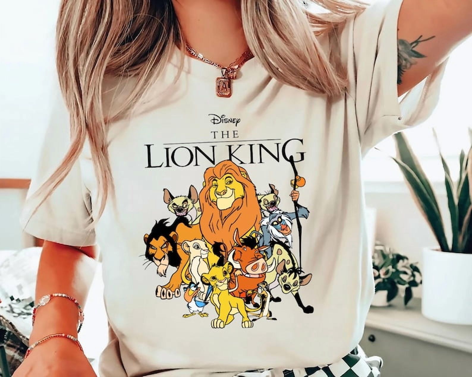 OLLIVO Retro The Lion King Group Characters Shirt, Mufasa Simba Timon ...