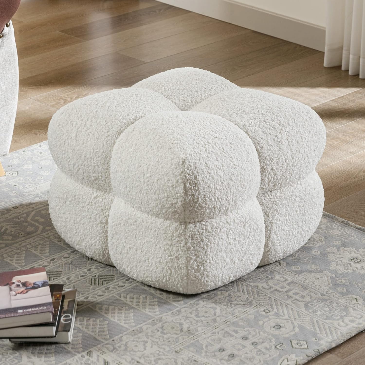 ONEVOG White Funky Ottoman, Fuzzy Couch Sherpa Pouf Chair 21 inch W ...