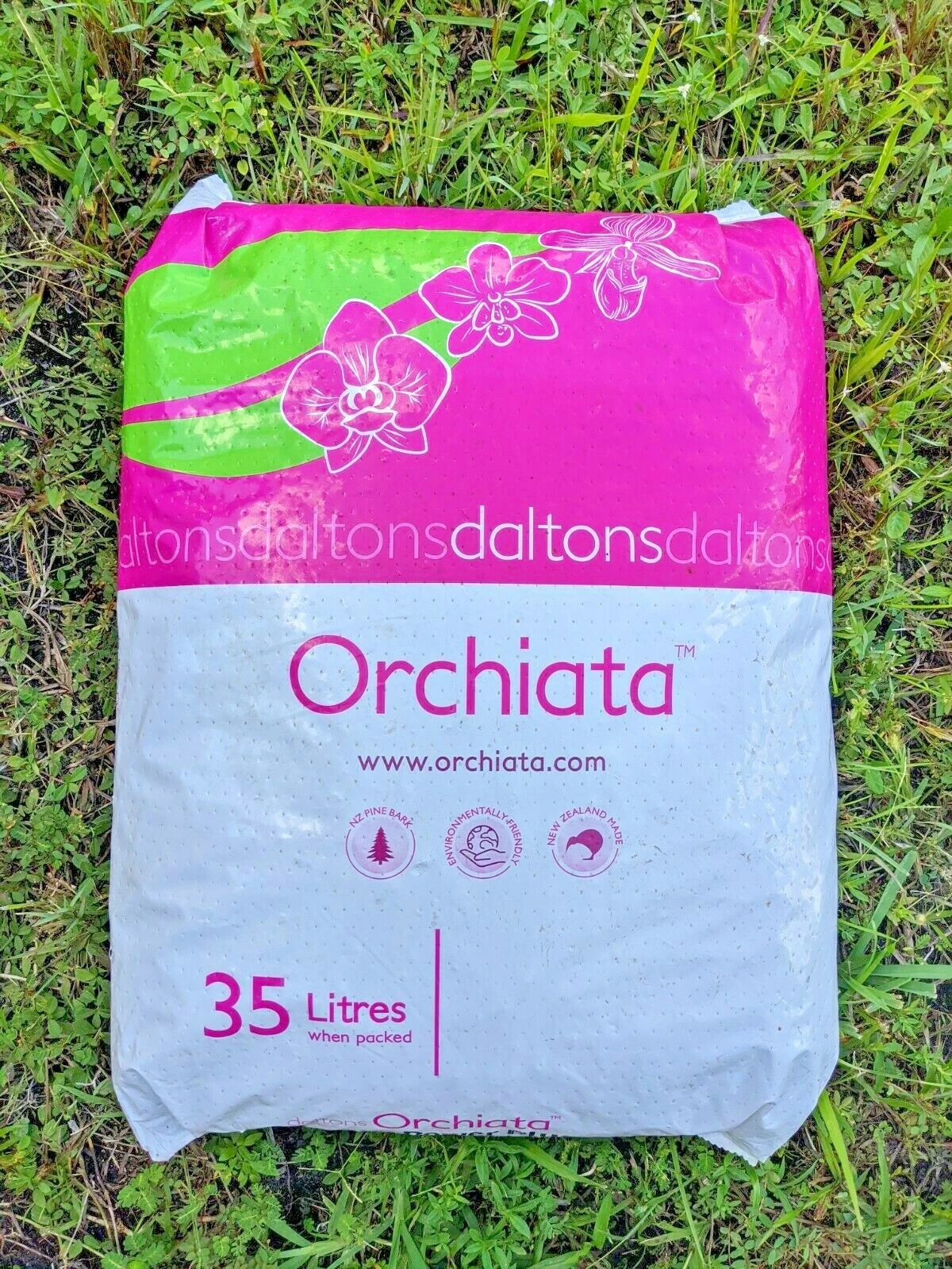 Orchiata Premium Orchid Bark, Power+ 1/2"-3/4" (12-18mm), 35L - Walmart.com