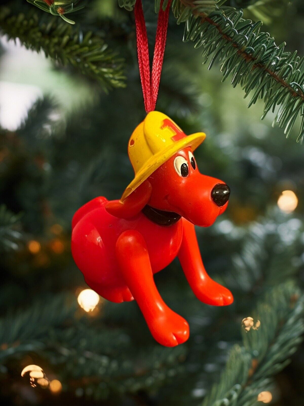 ORNAMENT Clifford The Big Red Dog In Fireman Hat 3" Figure Figurine ...
