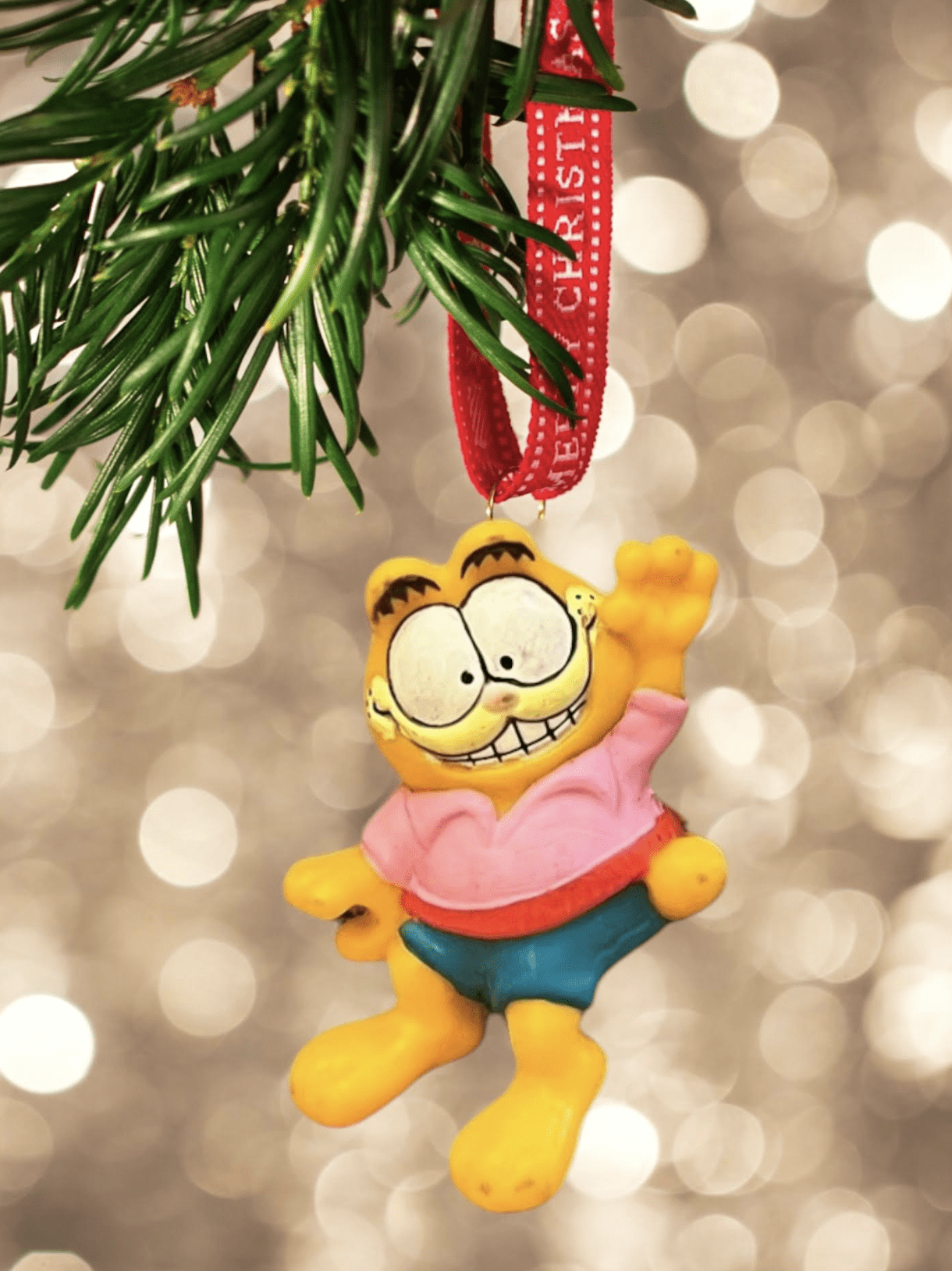 ORNAMENT GARFIELD 1981 United Feature Syndicate PVC Figure Sitting ...