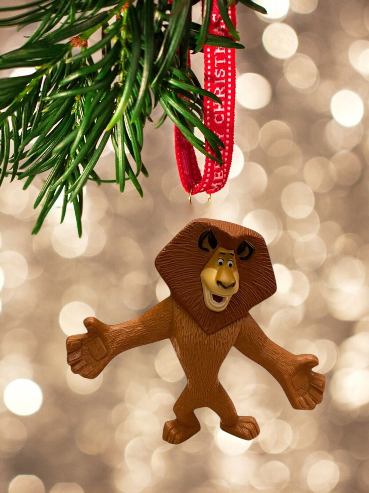 ORNAMENT Madagascar Escape 2 Africa Alex the Lion 2008 Figure Figurine ...